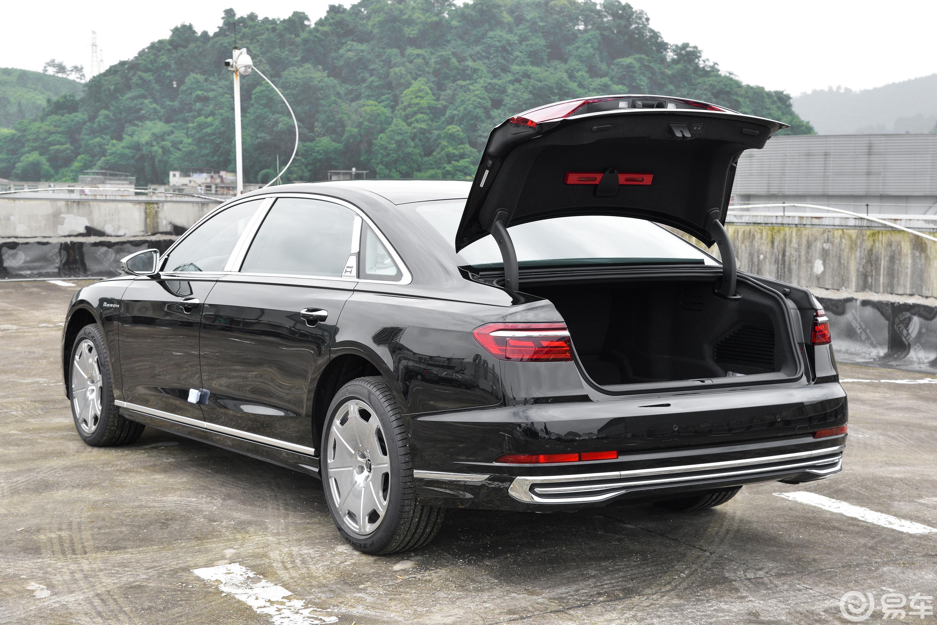 【奥迪A8A8L Horch 创始人版 经典型后备厢开启45度侧拍图片-汽车图片大全】-易车