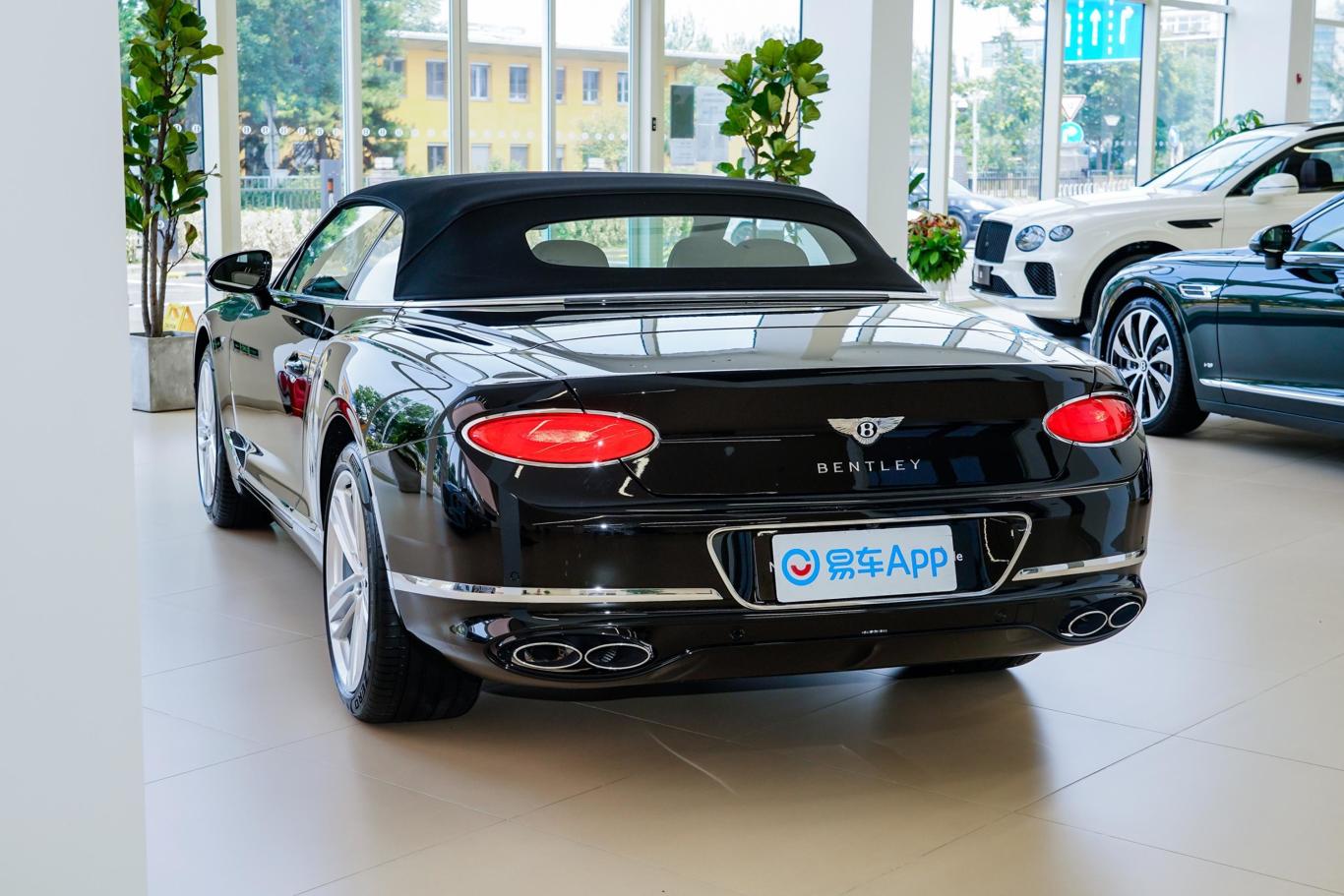 【欧陆4.0T GT V8 敞篷版侧后45度车头向左水平图片-汽车图片大全】-易车