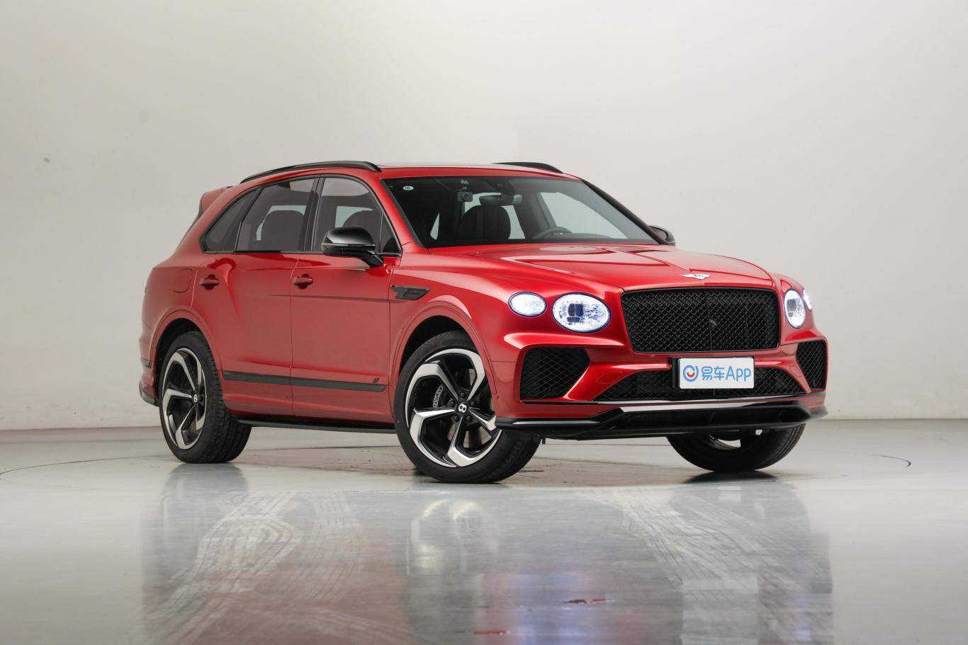 【添越4.0T V8 S侧前45度车头向右水平图片-汽车图片大全】-易车