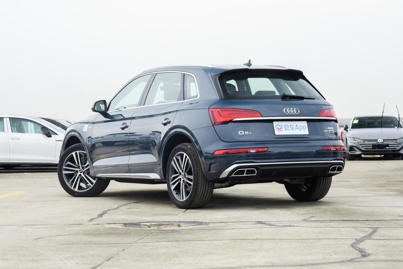 【奥迪Q5L改款 40 TFSI 豪华动感型侧后45度车头向左水平图片-汽车图片大全】-易车