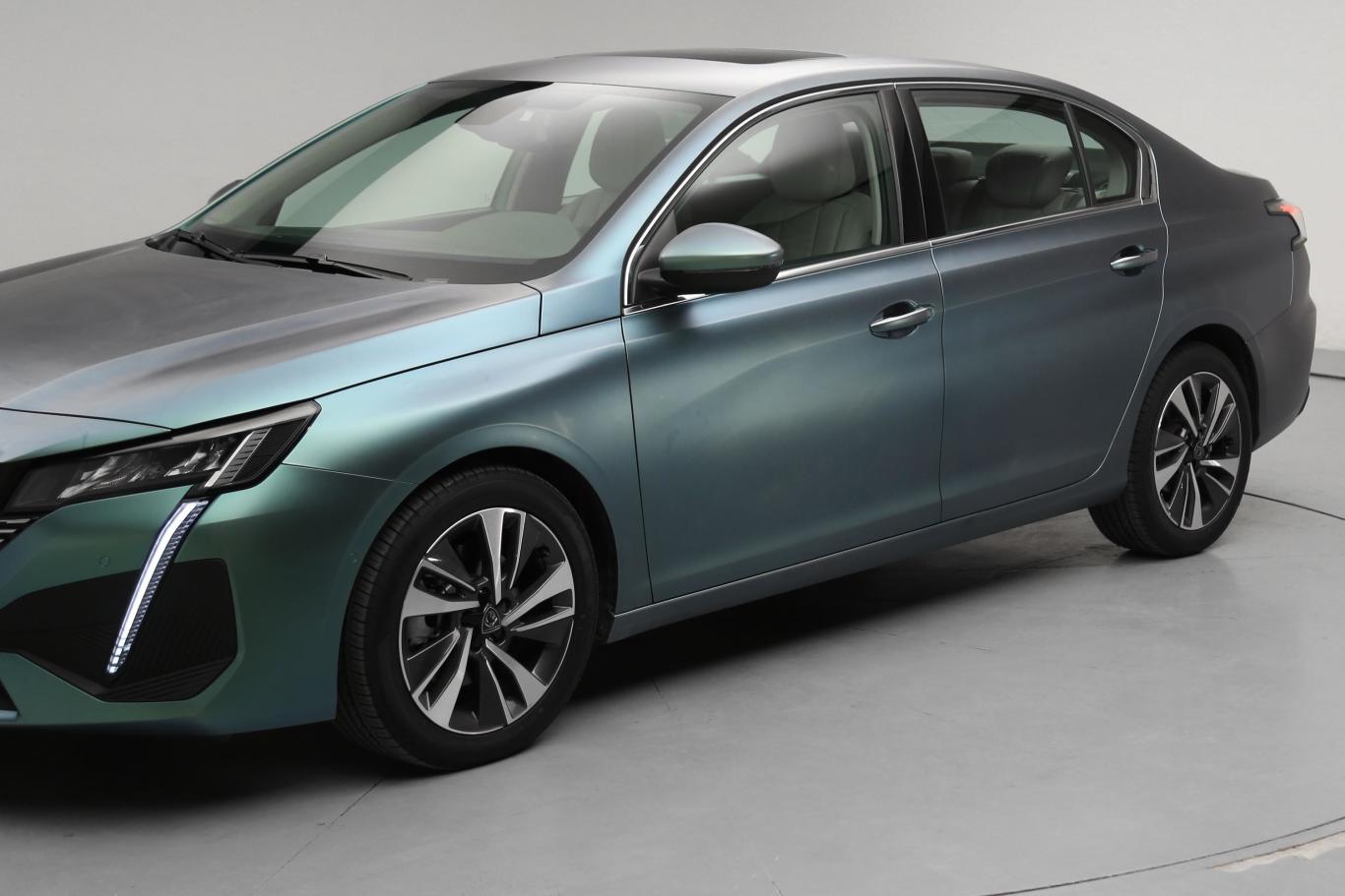 【标致4081.6T 试装车外观细节图片-汽车图片大全】-易车