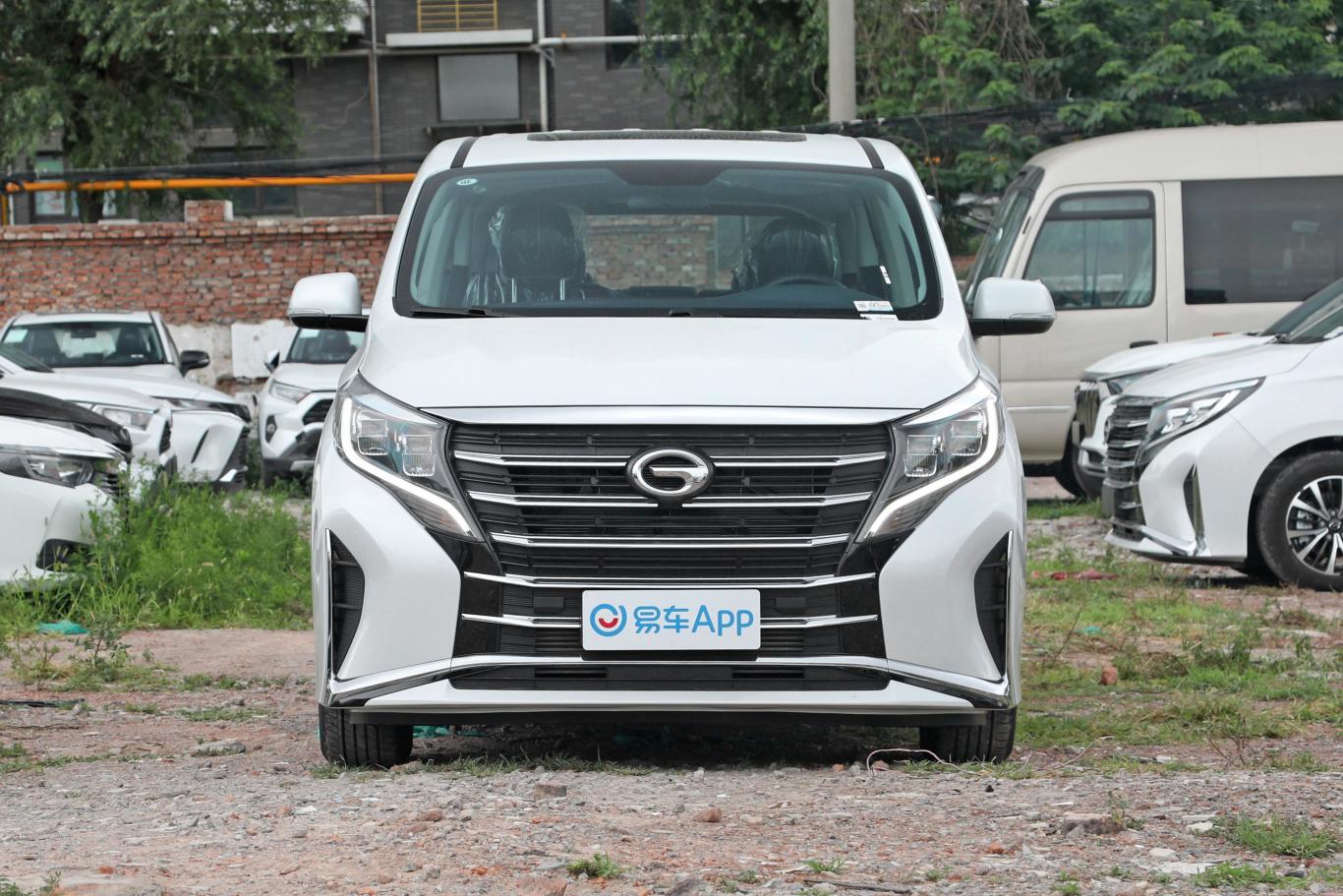 【传祺M8领秀系列 390T 豪华版 7座正前水平图片-汽车图片大全】-易车