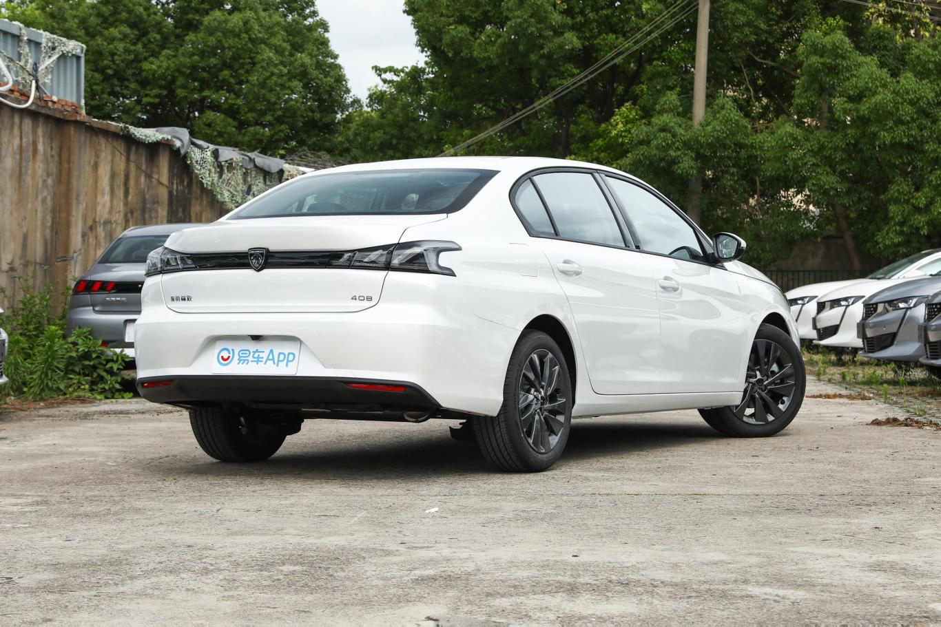 【标致4081.6T 进取版侧后45度车头向右水平图片-汽车图片大全】-易车