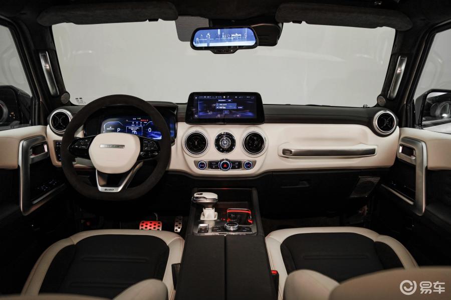 【北京BJ402023款超及40 2.0T 自动四驱Meta 40 Pro 汽油内饰全景正拍汽车图片-汽车图片大全】-易车