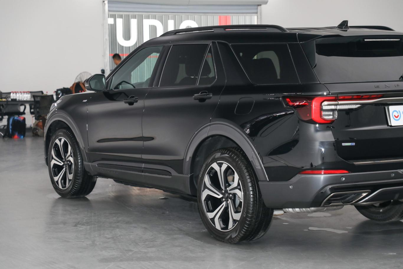 【探险者EcoBoost 285 四驱ST-LINE版 7座外观细节图片-汽车图片大全】-易车