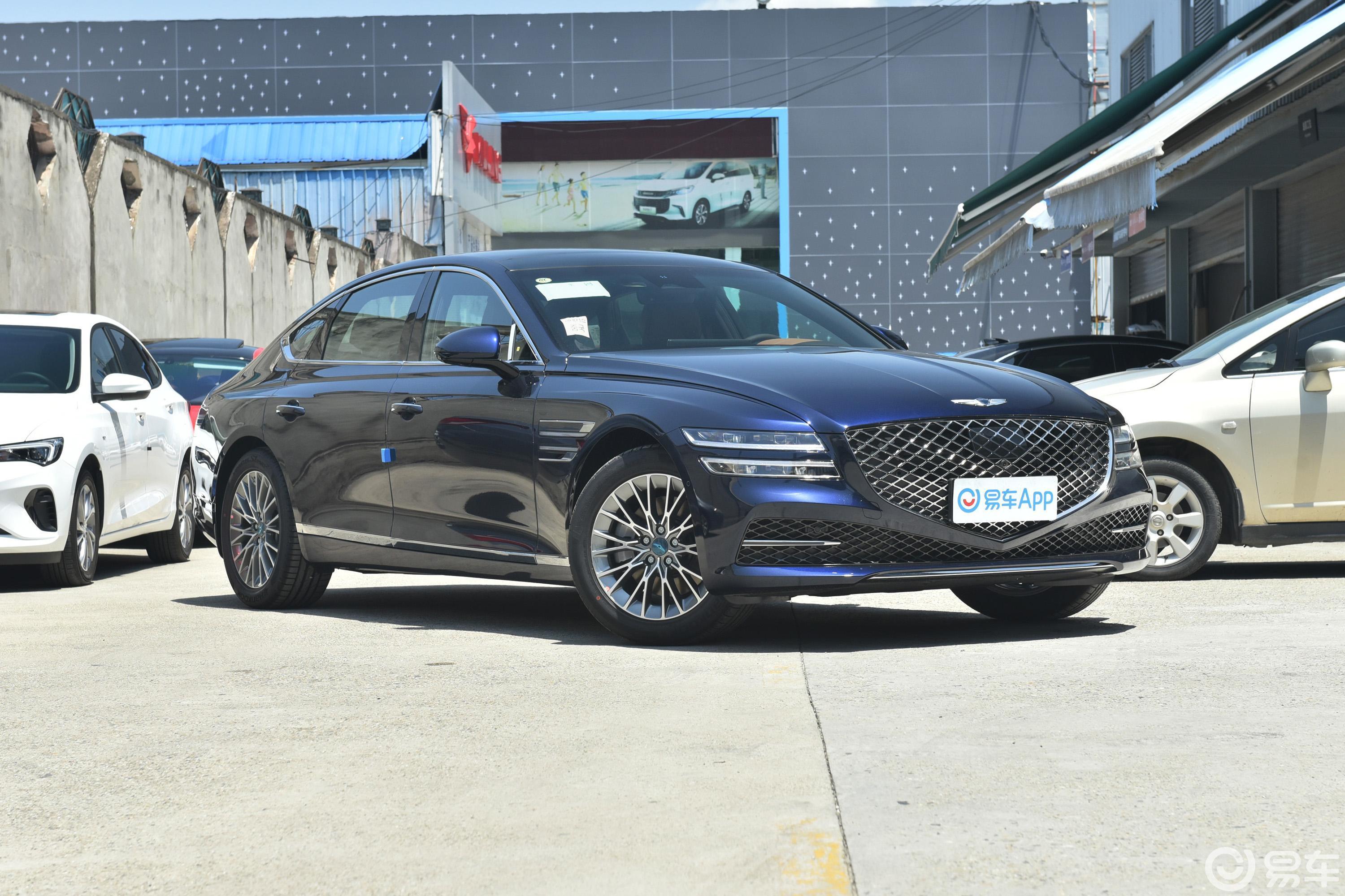 【捷尼赛思G802.5T 两驱 豪华版侧前45度车头向右水平图片-汽车图片大全】-易车