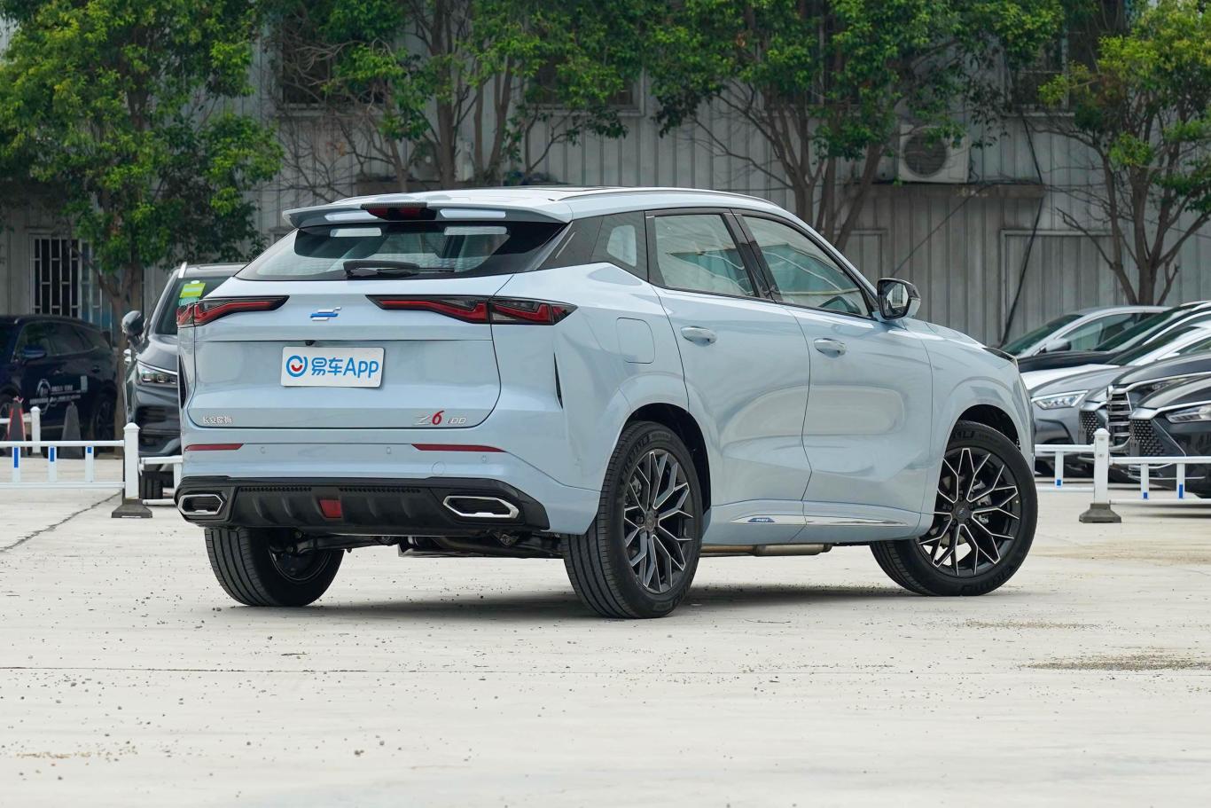 【长安欧尚Z6新能源1.5T 150km 旗舰PLUS智慧泊车版侧后45度车头向右水平图片-汽车图片大全】-易车