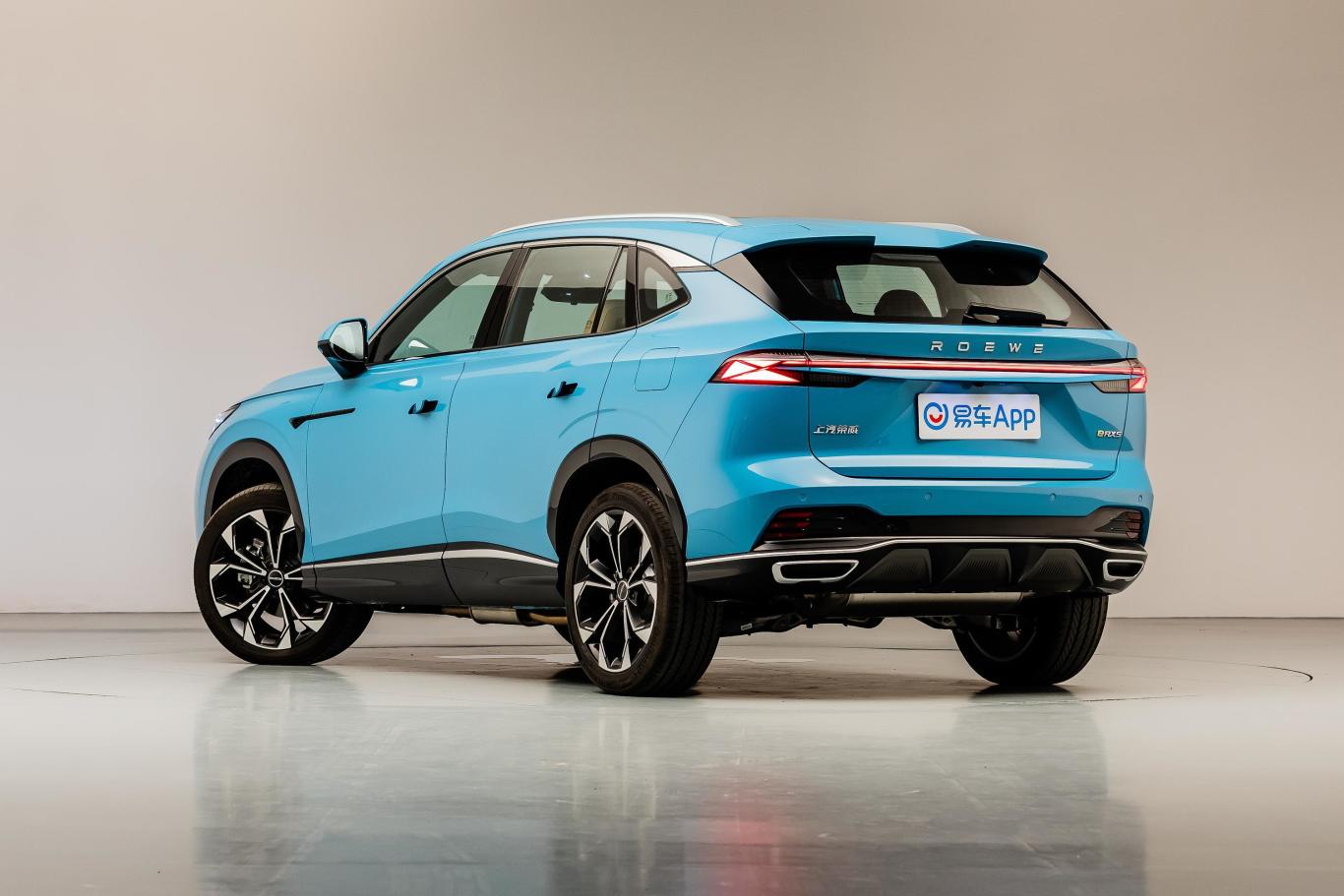 【荣威eRX51.5T 50km 超混尊荣版侧后45度车头向左水平图片-汽车图片大全】-易车