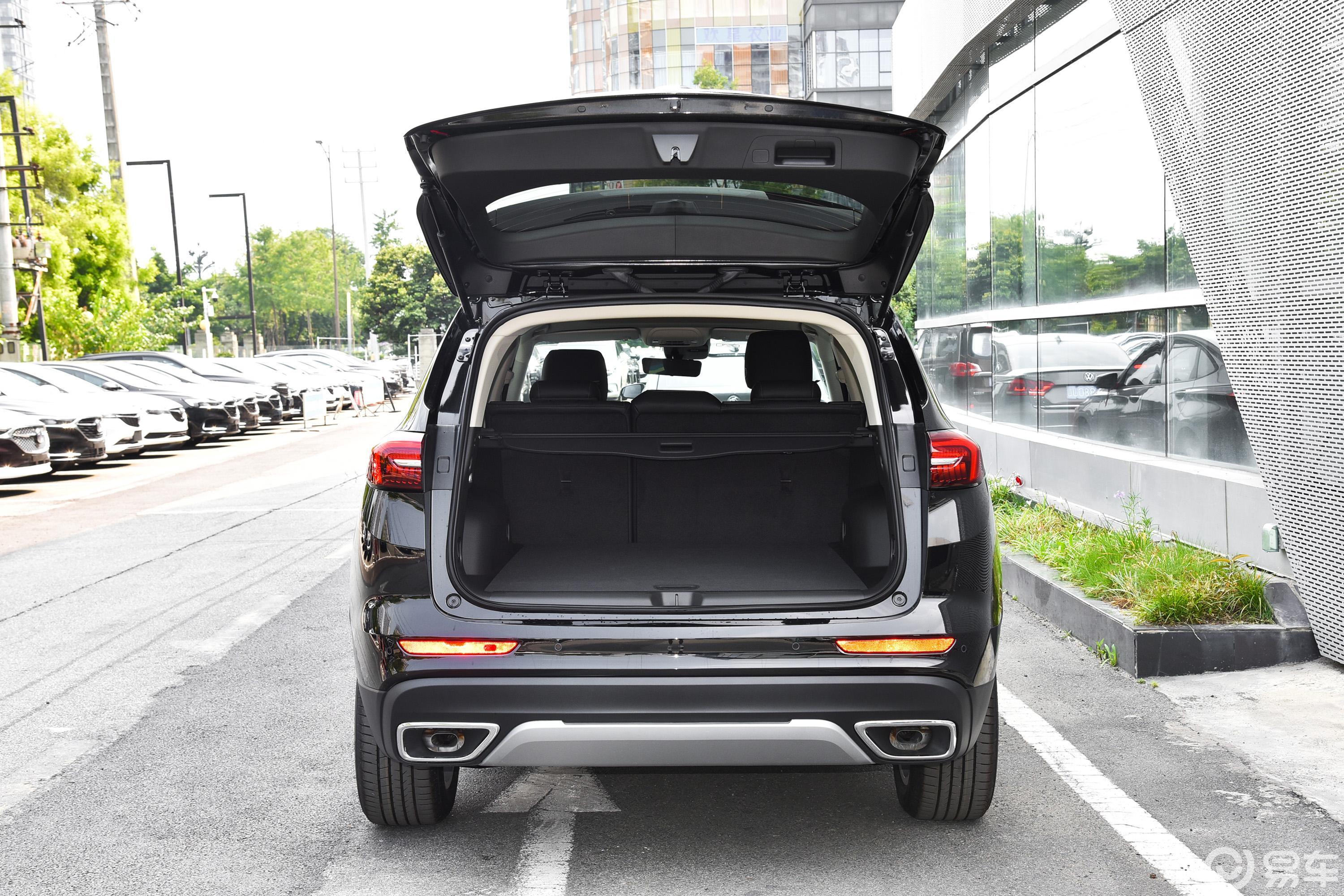 【昂科威改款 昂科威Plus 552T 两驱豪华型 5座后排空间图片-汽车图片大全】-易车