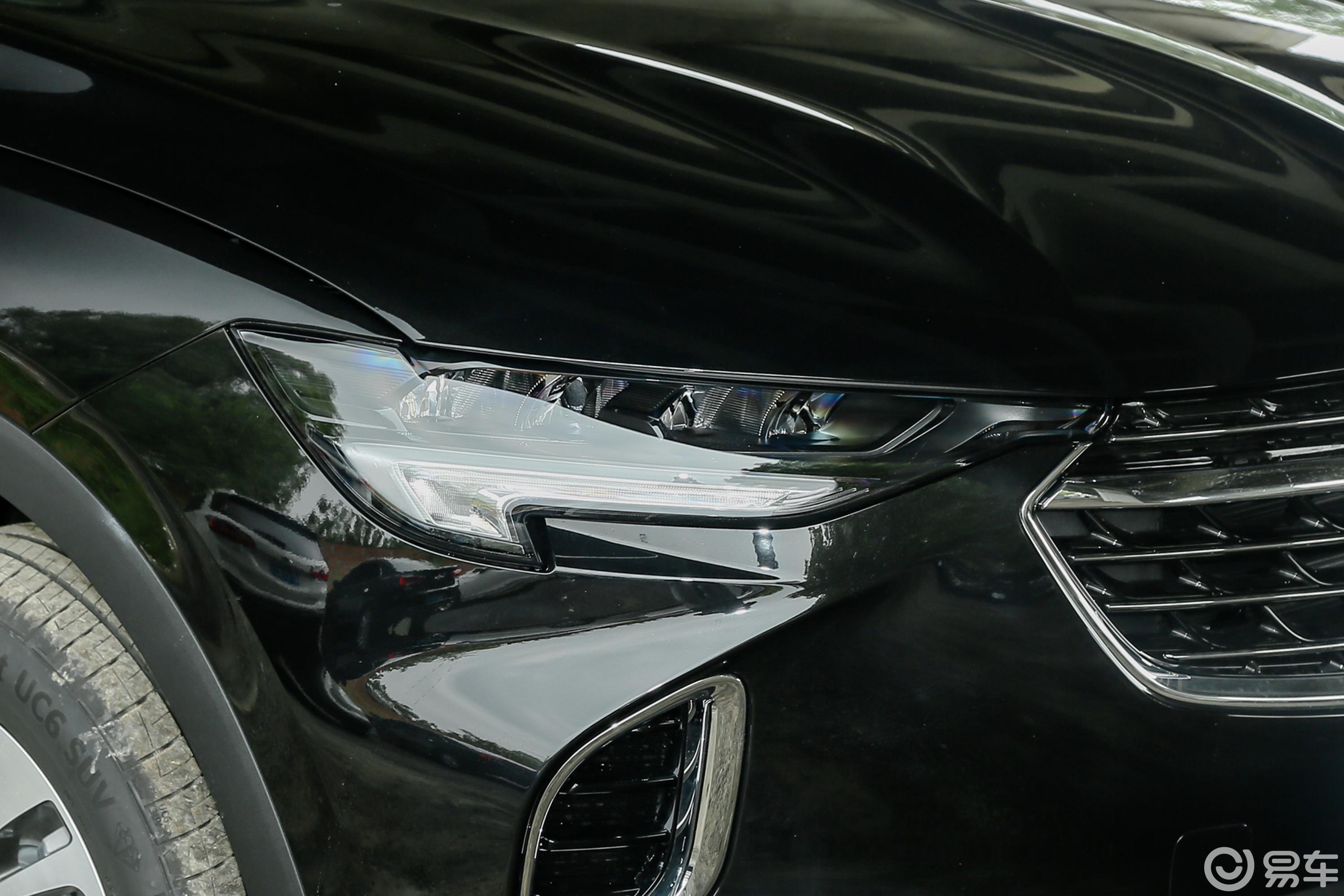 【昂科威改款 昂科威S 552T 两驱精英型大灯侧45度俯拍图片-汽车图片大全】-易车
