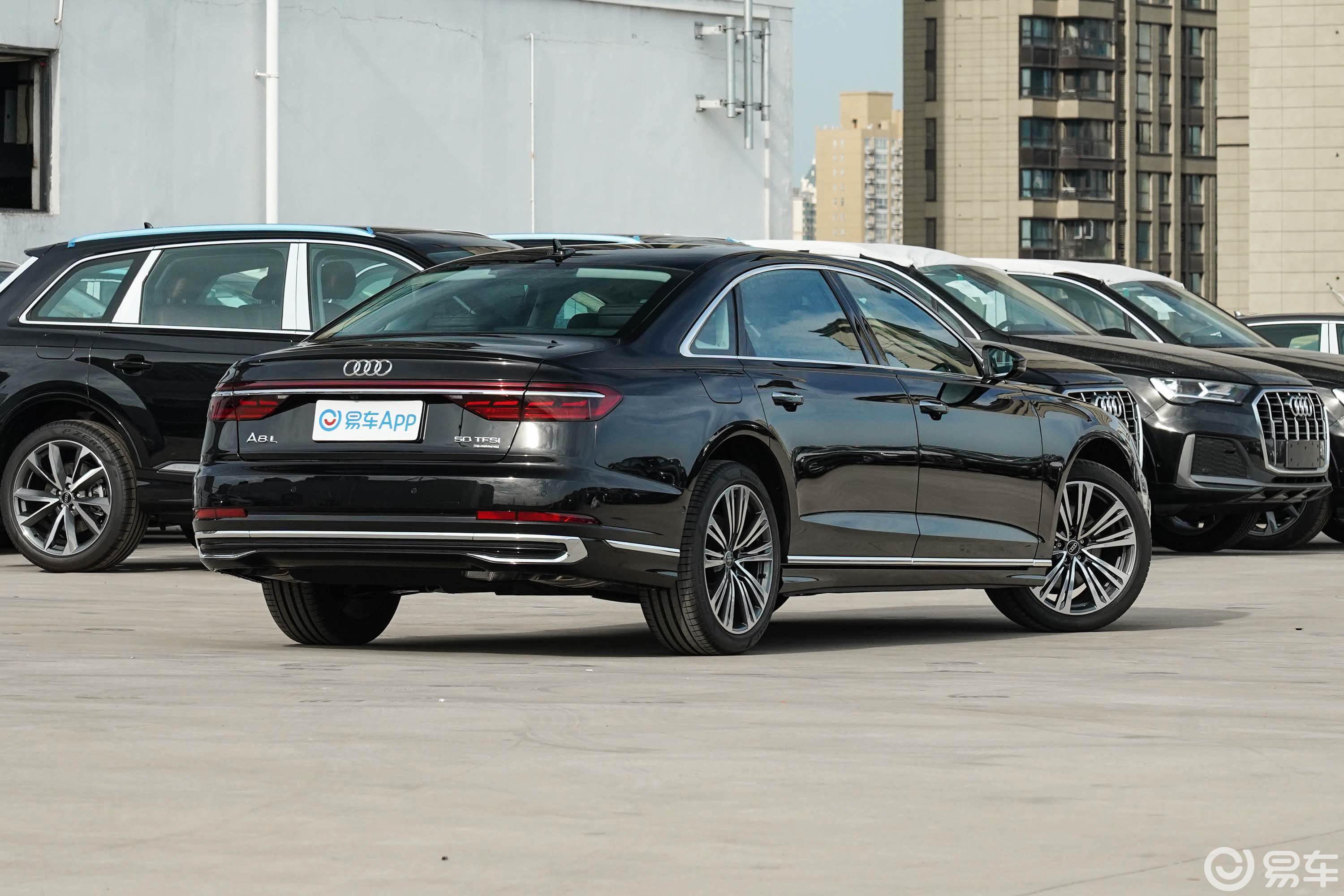 【奥迪A8改款 A8L 50 TFSI quattro 臻选型侧后45度车头向右水平图片-汽车图片大全】-易车