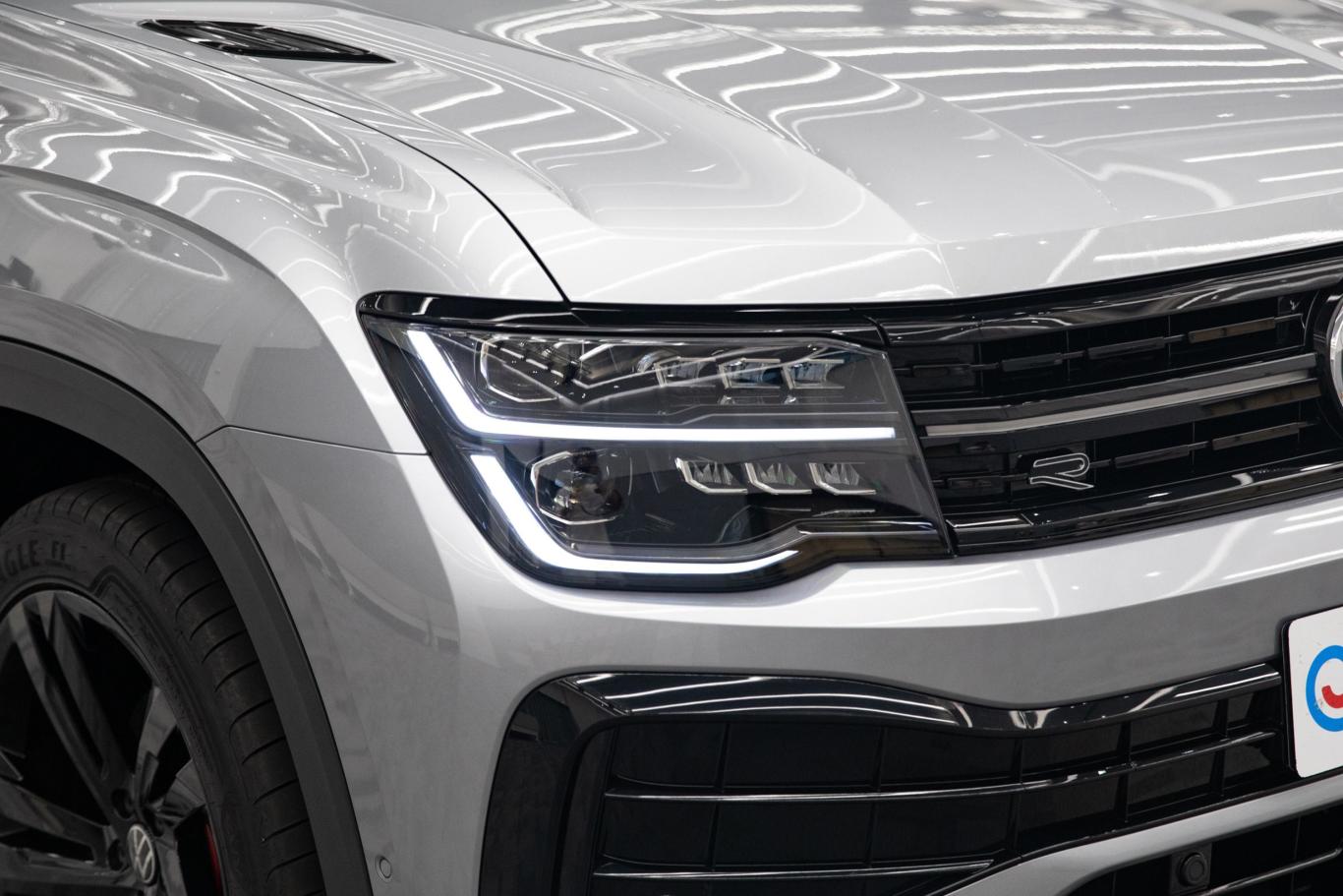 【途昂X380TSI 四驱尊崇旗舰版大灯侧45度俯拍图片-汽车图片大全】-易车