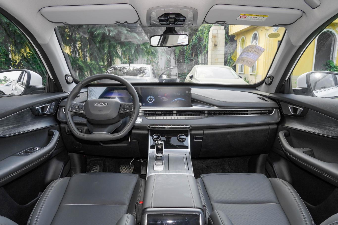 【瑞虎7 PLUS1.5T CVT尊贵型+内饰全景正拍图片-汽车图片大全】-易车