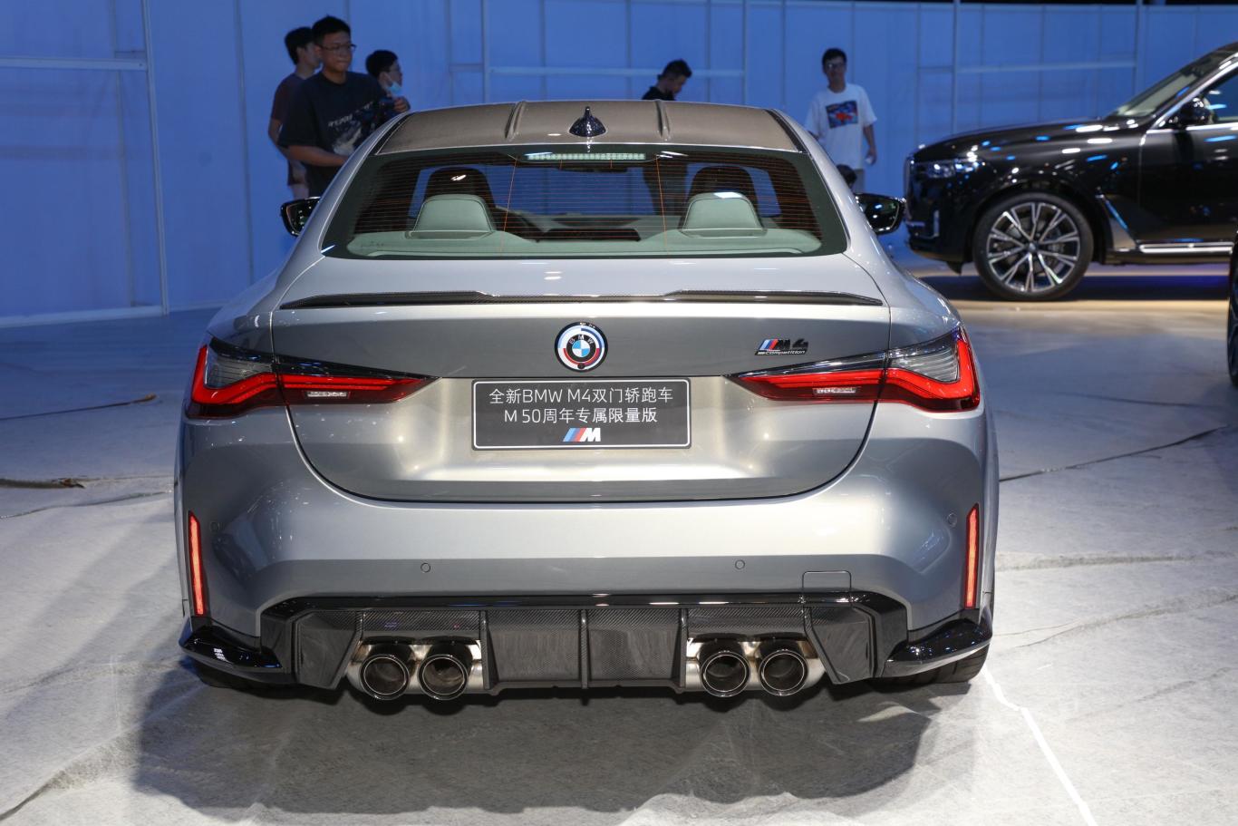 【宝马M450周年版 M4 双门轿跑车 雷霆版图片-汽车图片大全】-易车