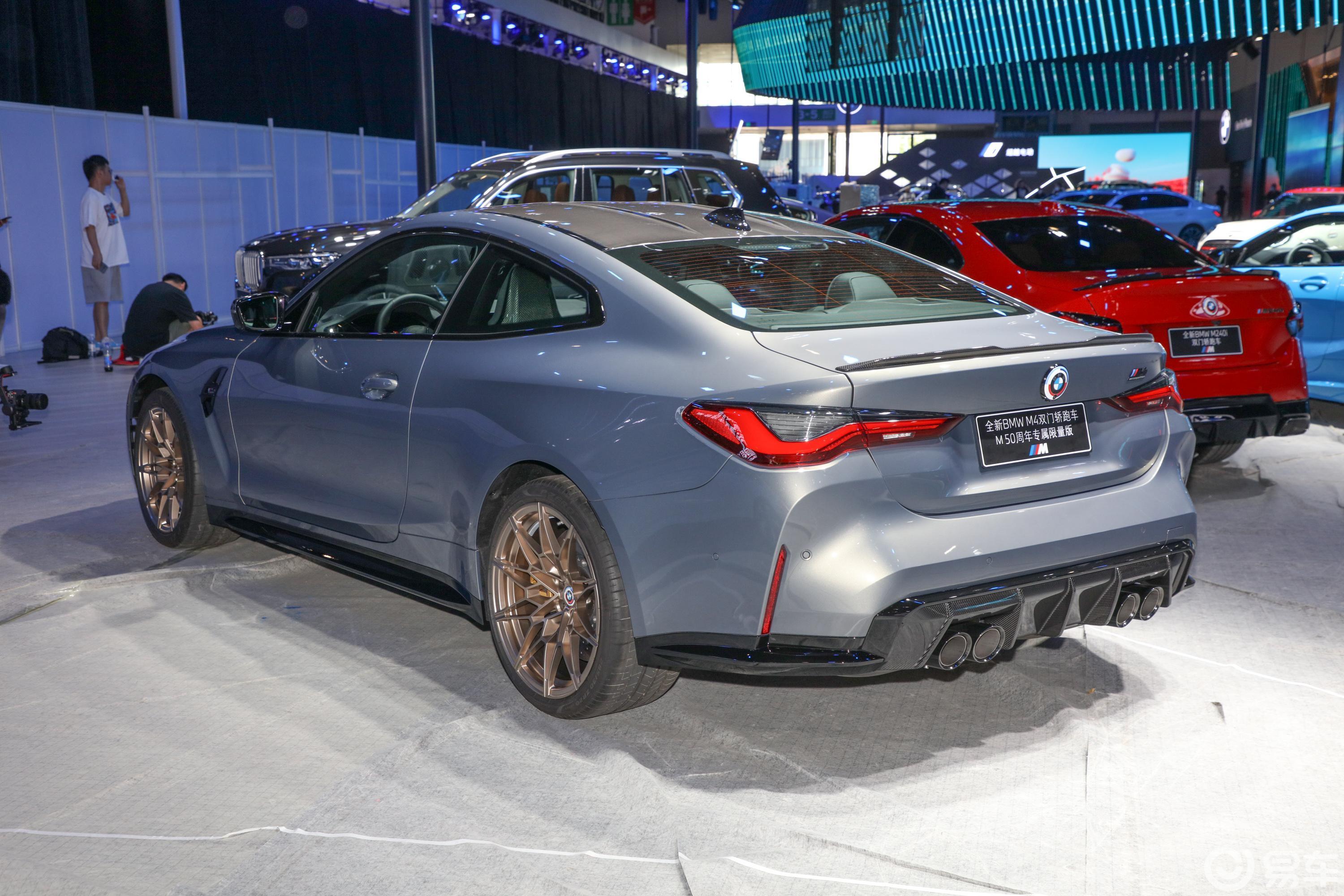 【宝马M450周年版 M4 双门轿跑车 雷霆版图片-汽车图片大全】-易车
