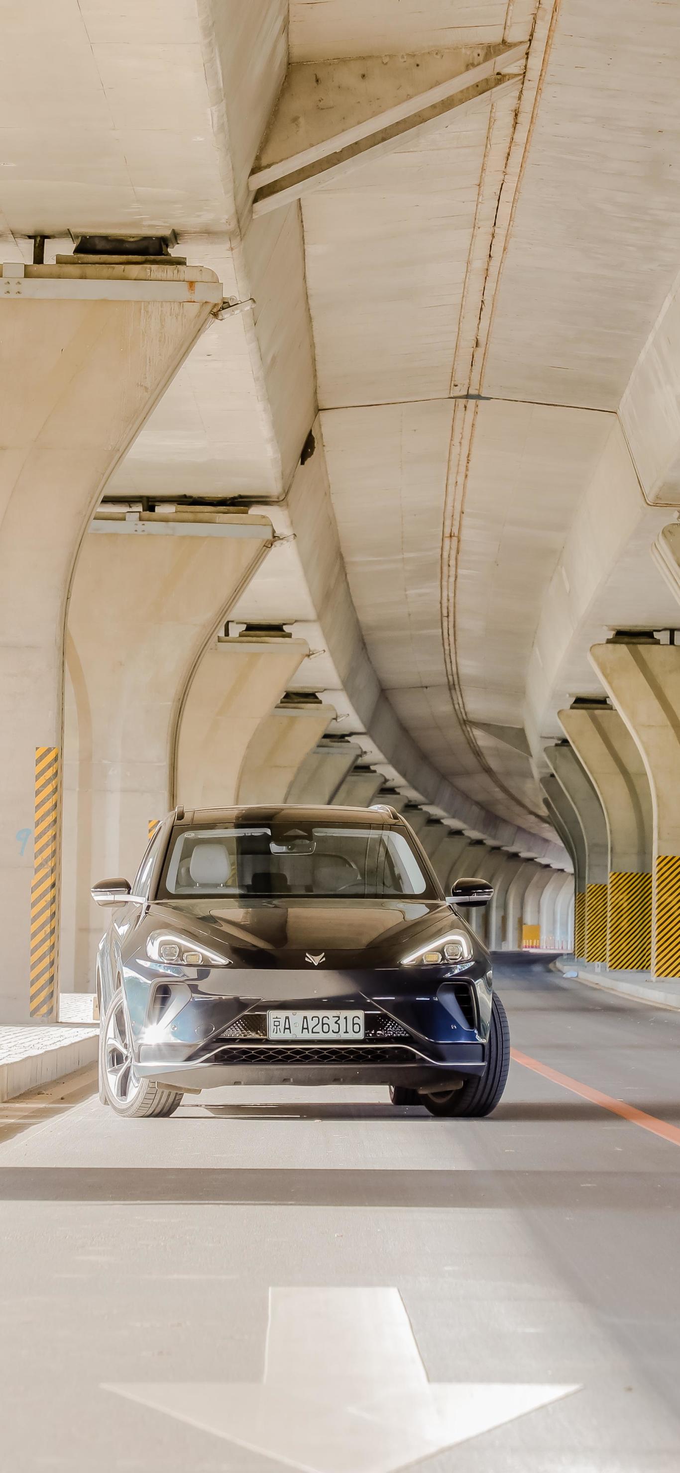 【极狐 阿尔法T653S+ 电机160kW图片-汽车图片大全】-易车