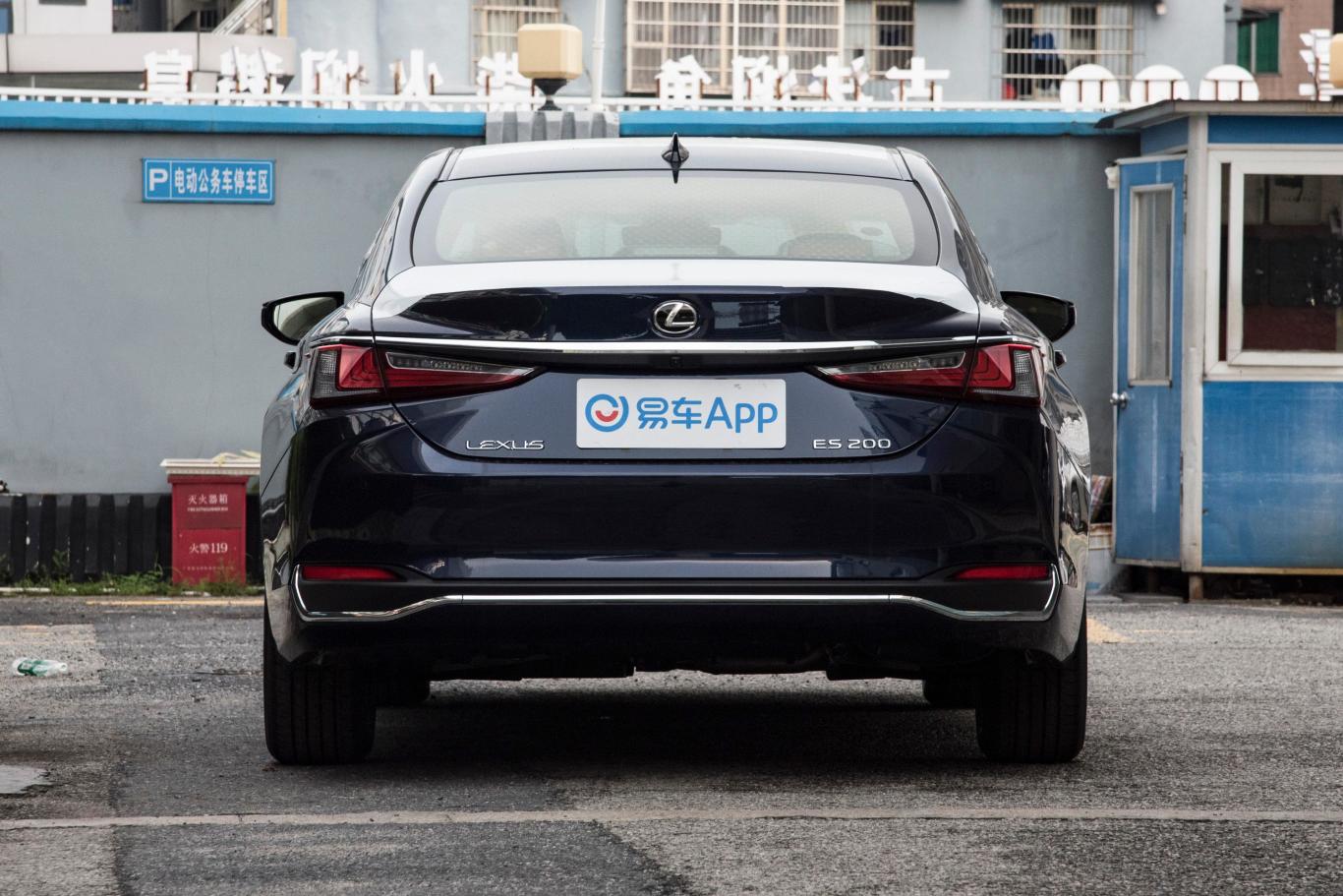 【雷克萨斯ES200 卓越版正后水平图片-汽车图片大全】-易车