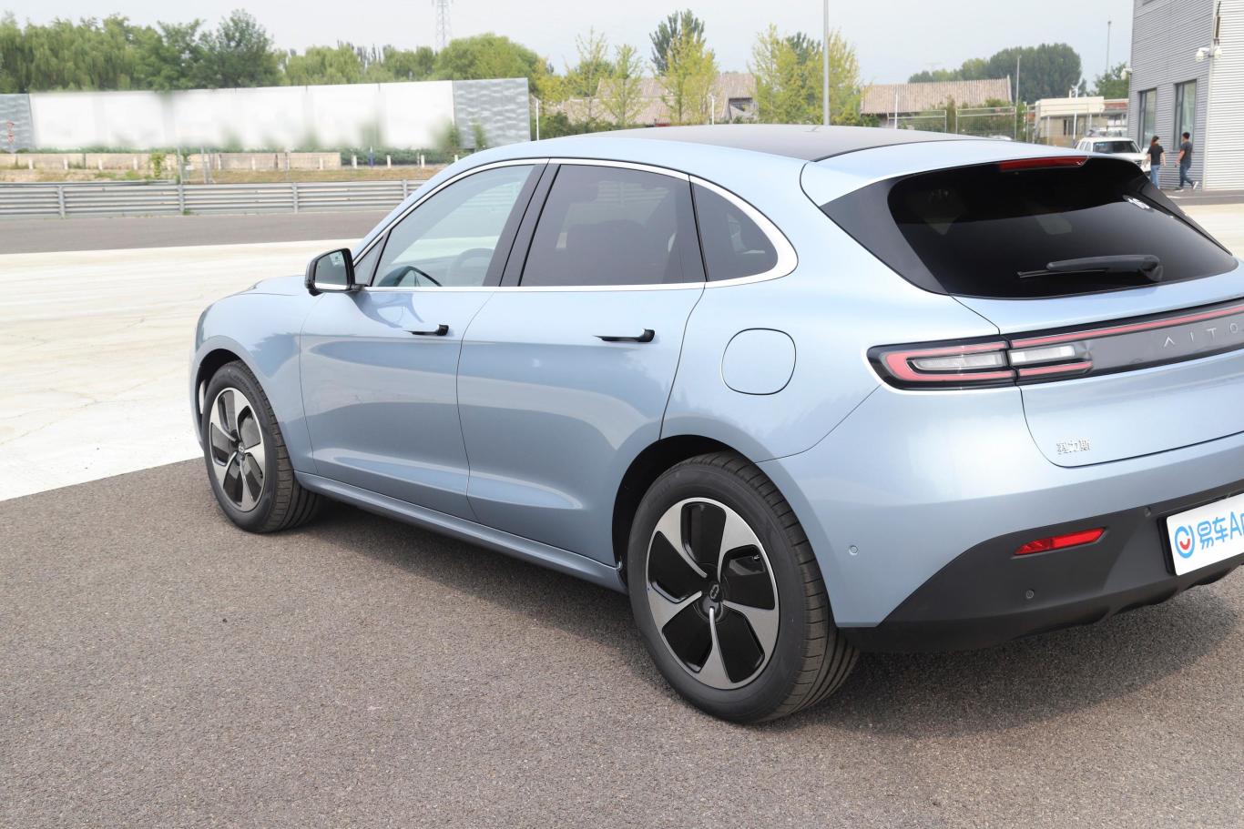 【问界M5纯电版 620km 后驱标准版外观细节图片-汽车图片大全】-易车