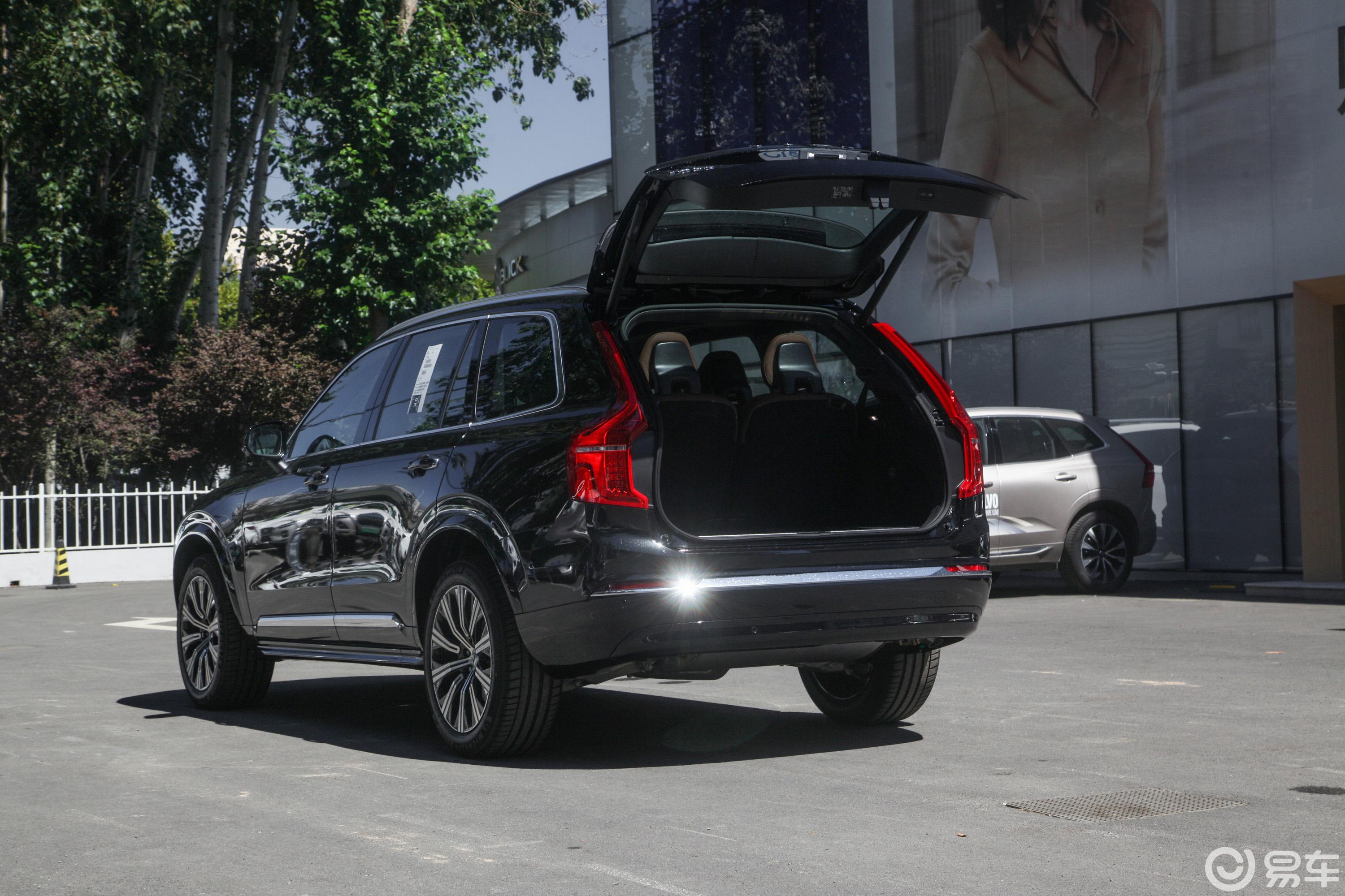 【沃尔沃XC90B5 智行豪华版 7座后备厢开启45度侧拍图片-汽车图片大全】-易车