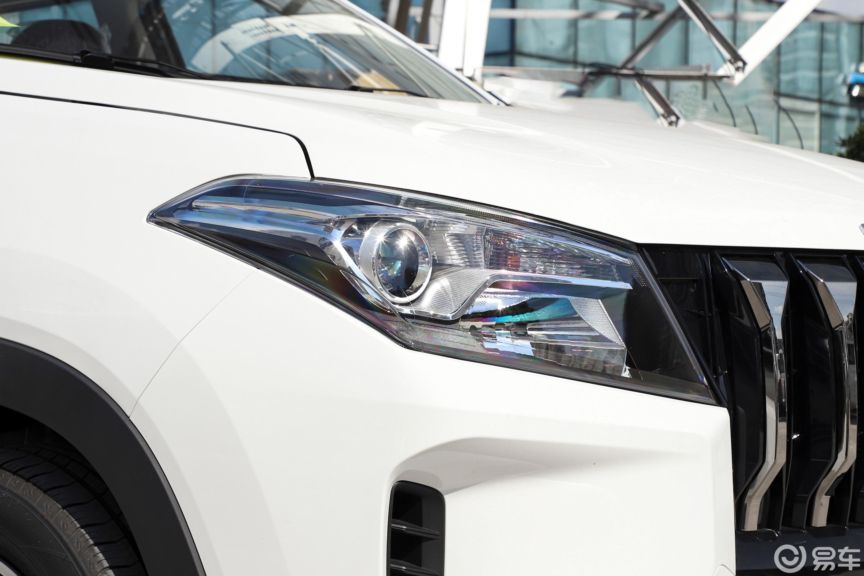 【风光S5601.5T 手动都市版 7座外观图片-汽车图片大全】-易车