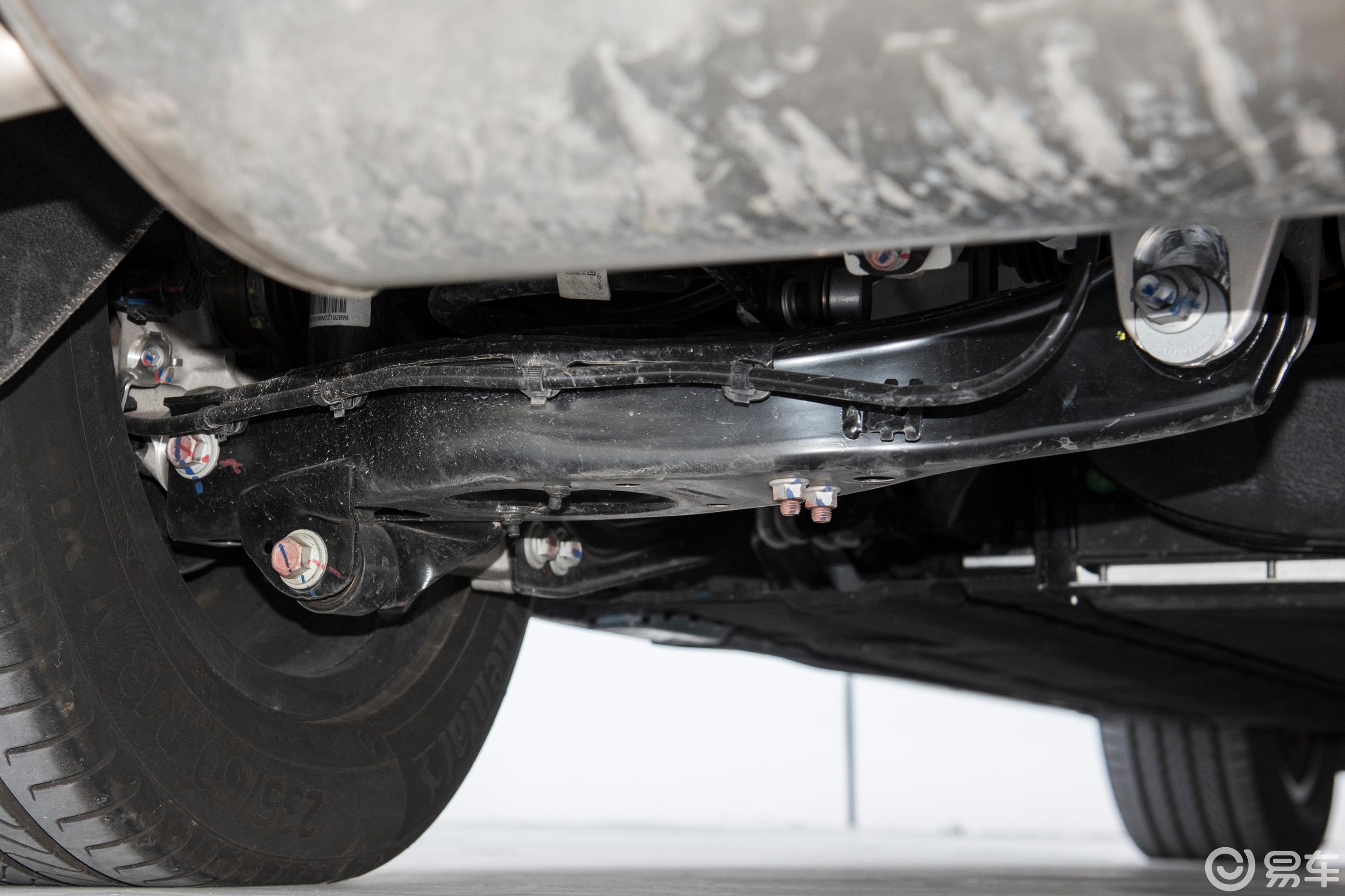 【腾势D9DM-i 1.5T 180km 四驱旗舰型动力底盘图片-汽车图片大全】-易车