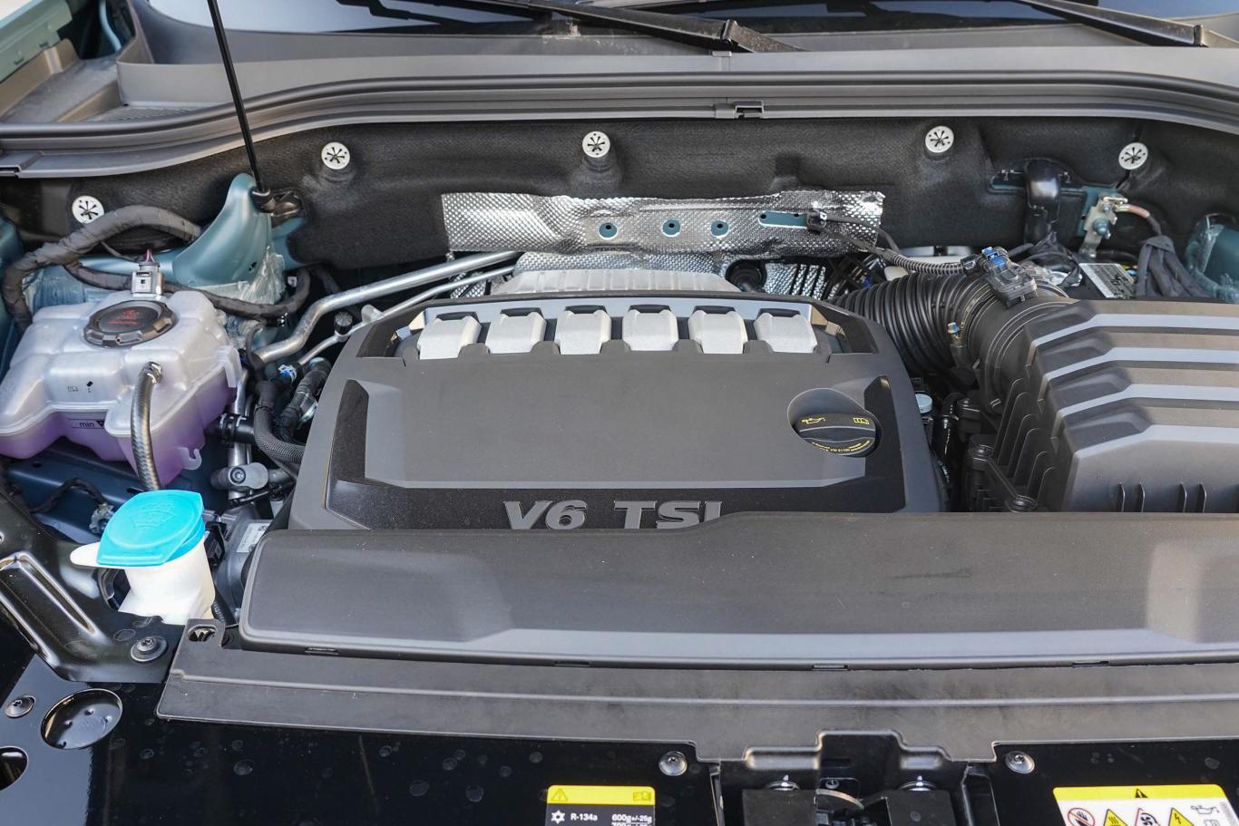 【途昂X530 V6 四驱青云限定版发动机特写图片-汽车图片大全】-易车