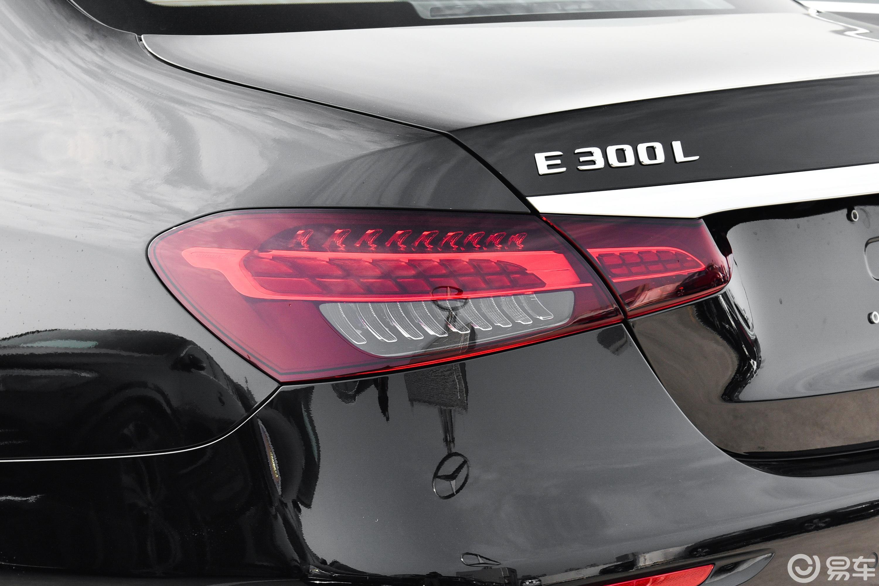 【奔驰E级E 300 L 尊贵型外观灯组图片-汽车图片大全】-易车