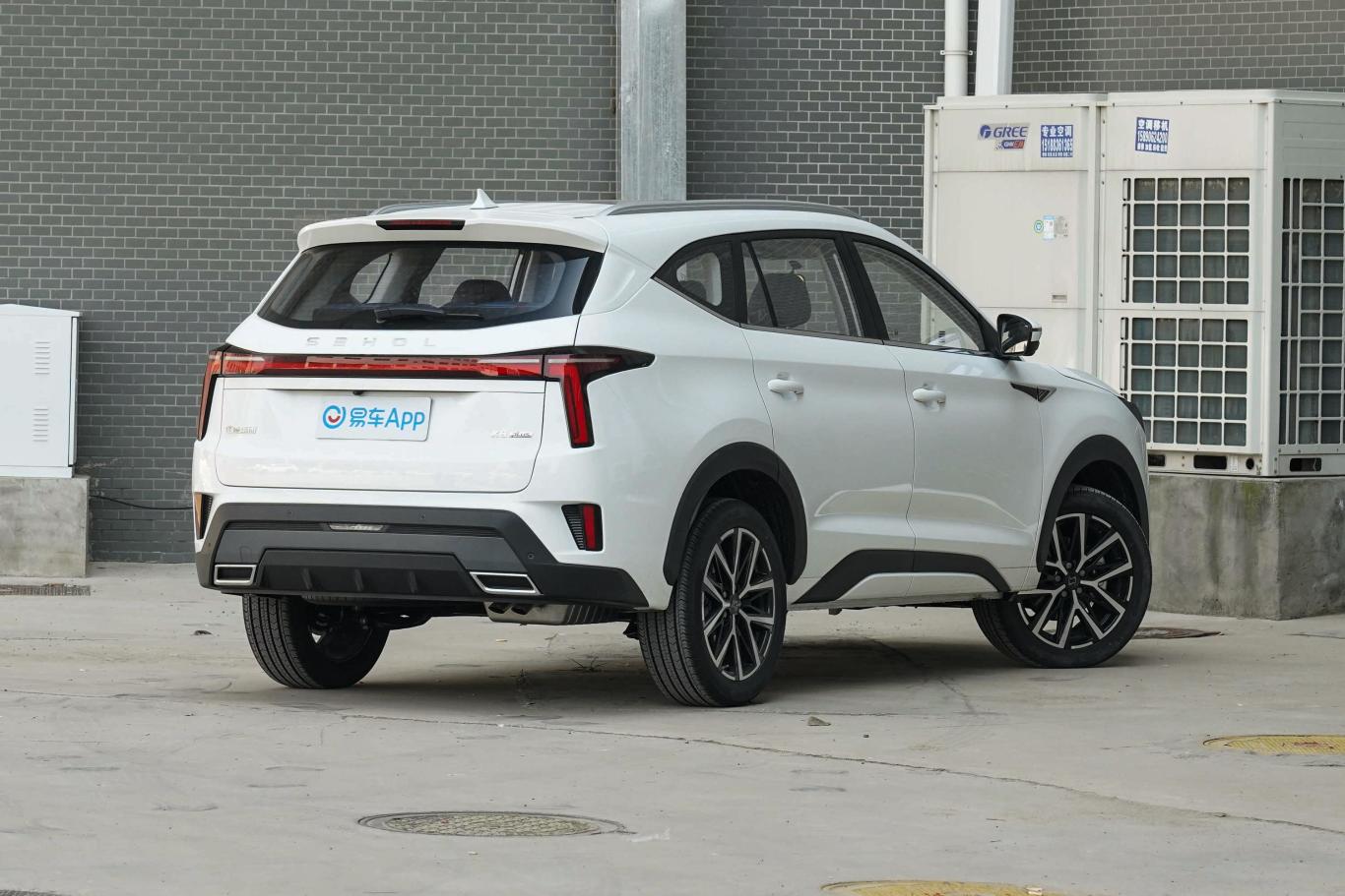 【思皓X8 PLUS1.5T 双离合智享版 6座侧后45度车头向右水平图片-汽车图片大全】-易车