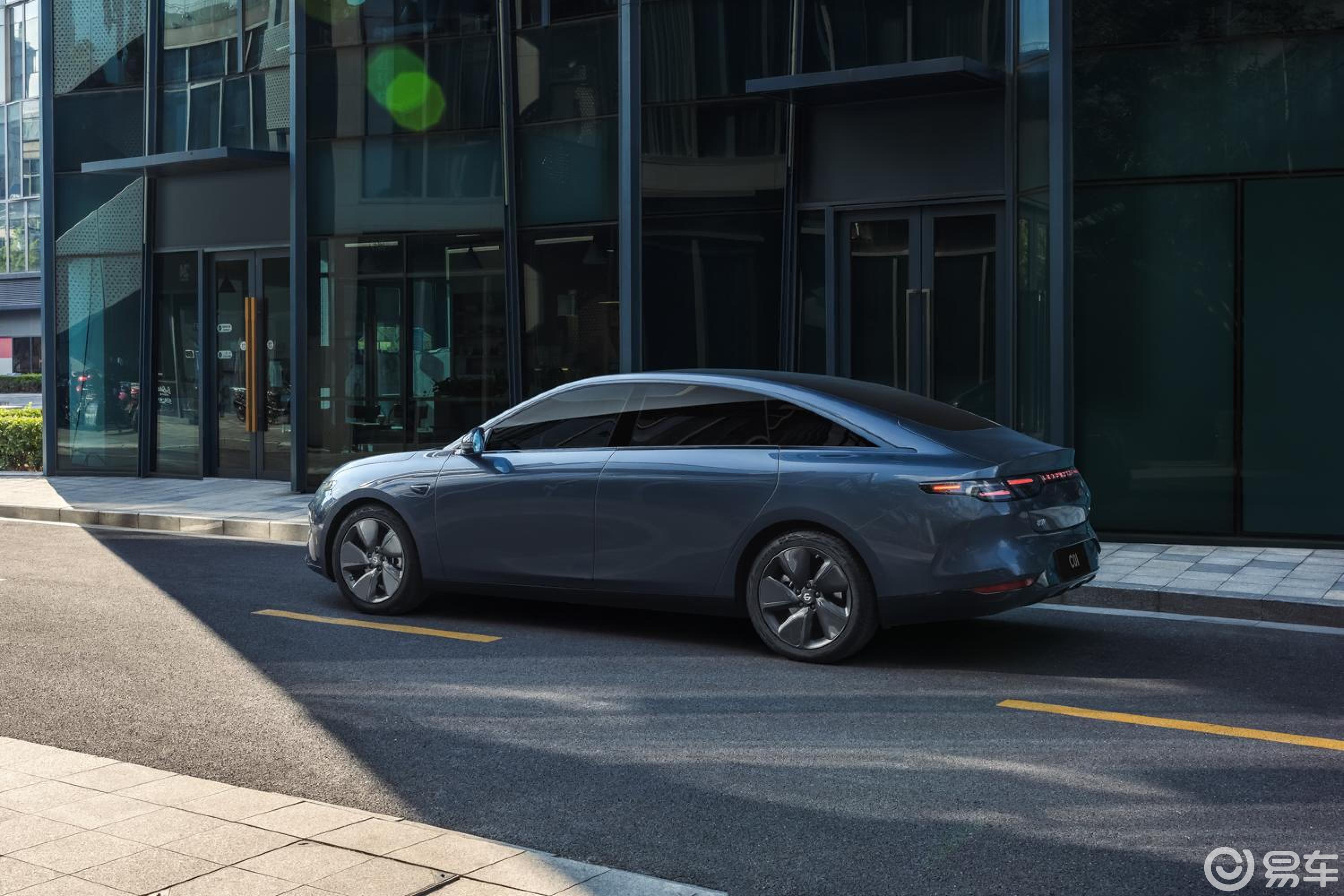 【零跑C01图片-汽车图片大全】-易车