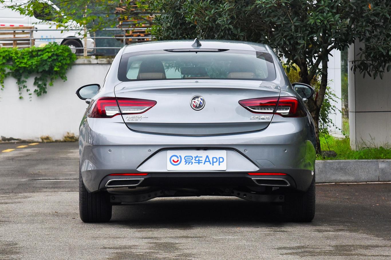 【君威552T 智享型正后水平图片-汽车图片大全】-易车