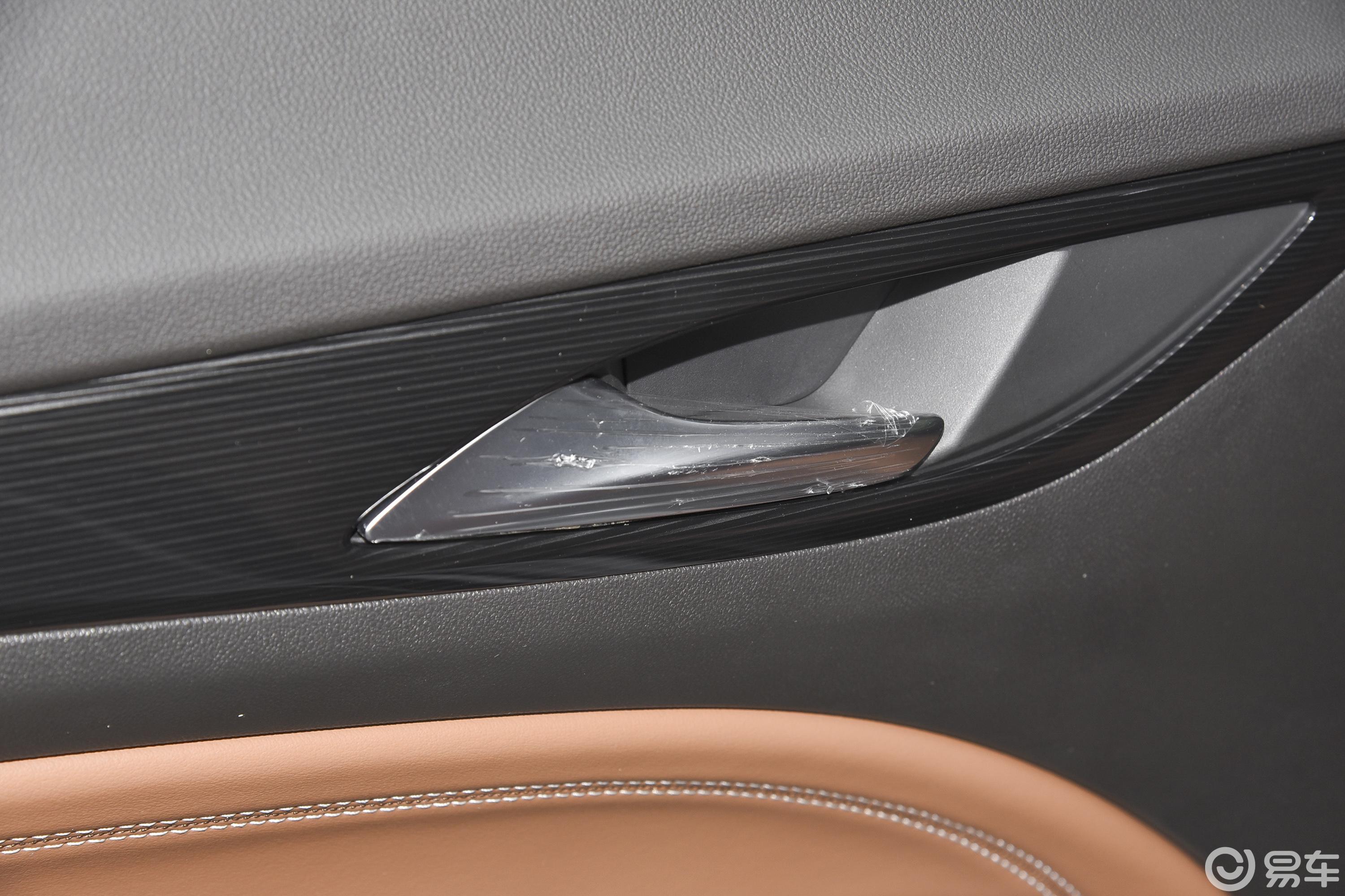 【君威552T 智享型后排功能图片-汽车图片大全】-易车