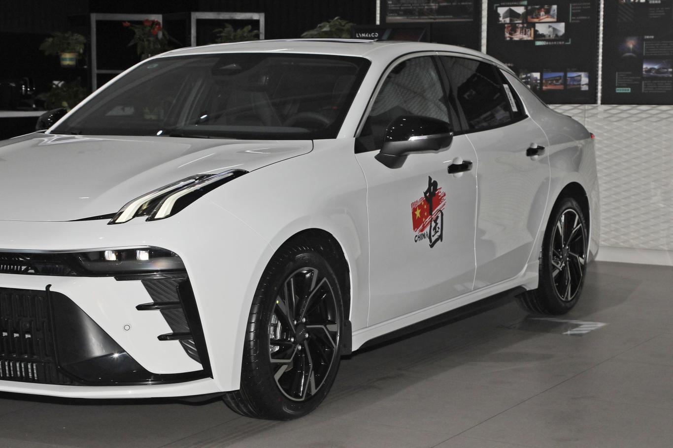 【领克032.0T T5 双离合两驱劲Pro 5座外观细节图片-汽车图片大全】-易车