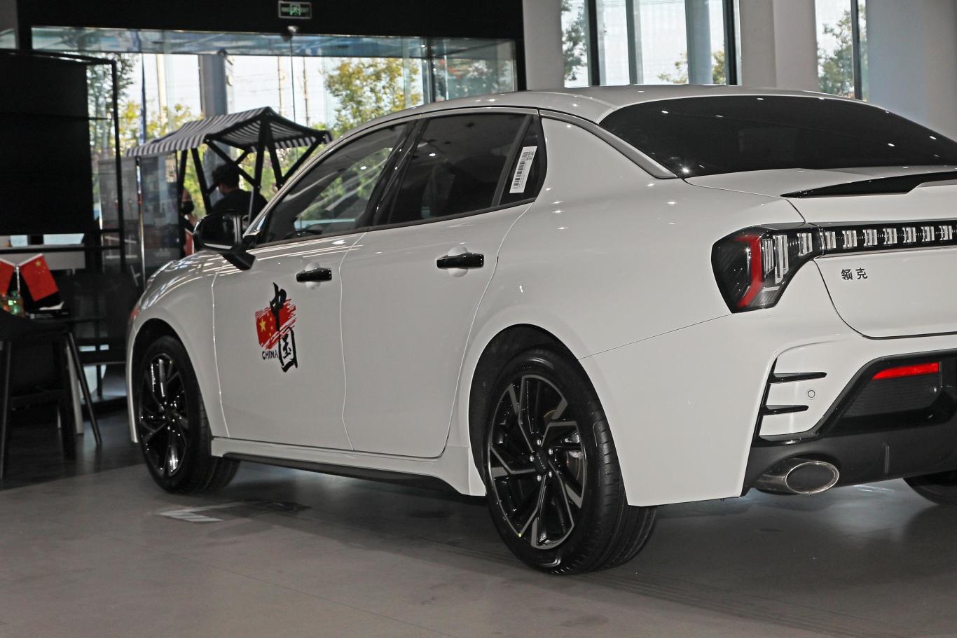 【领克032.0T T5 双离合两驱劲Pro 5座外观细节图片-汽车图片大全】-易车