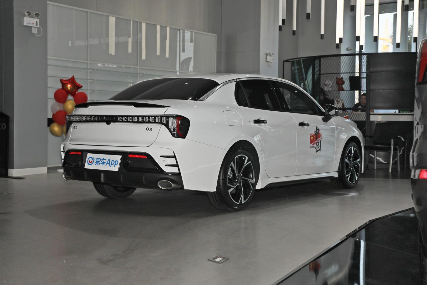 【领克032.0T T5 双离合两驱劲Pro 5座侧后45度车头向右水平图片-汽车图片大全】-易车