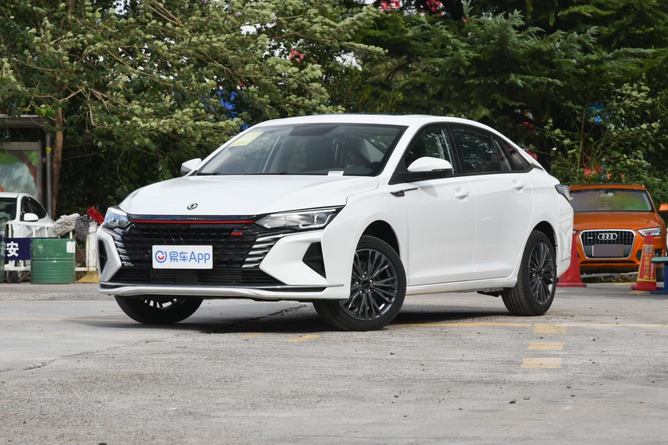 【奕炫MAX1.5T 超能型爸版侧前45度车头向左水平图片-汽车图片大全】-易车