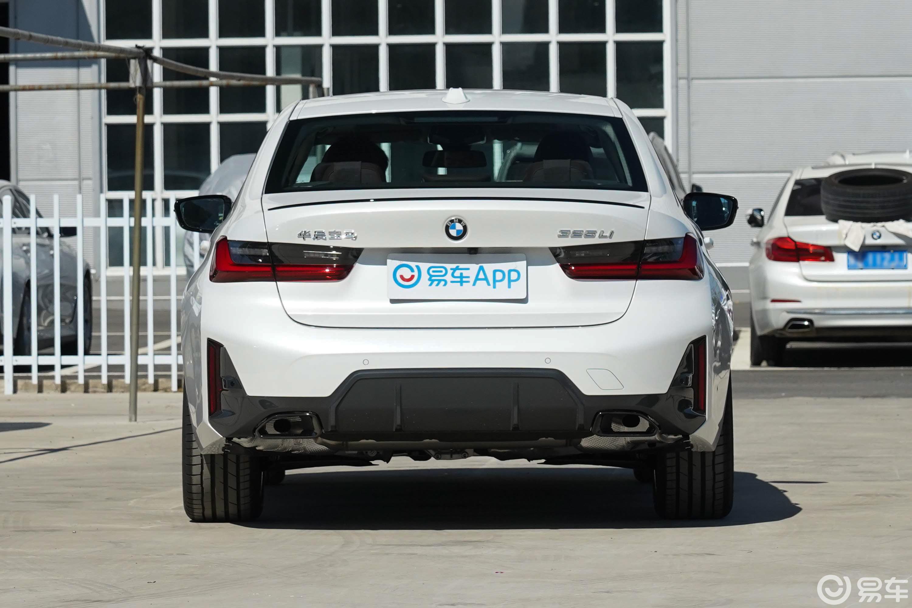 【宝马3系325Li M运动曜夜套装正后水平图片-汽车图片大全】-易车