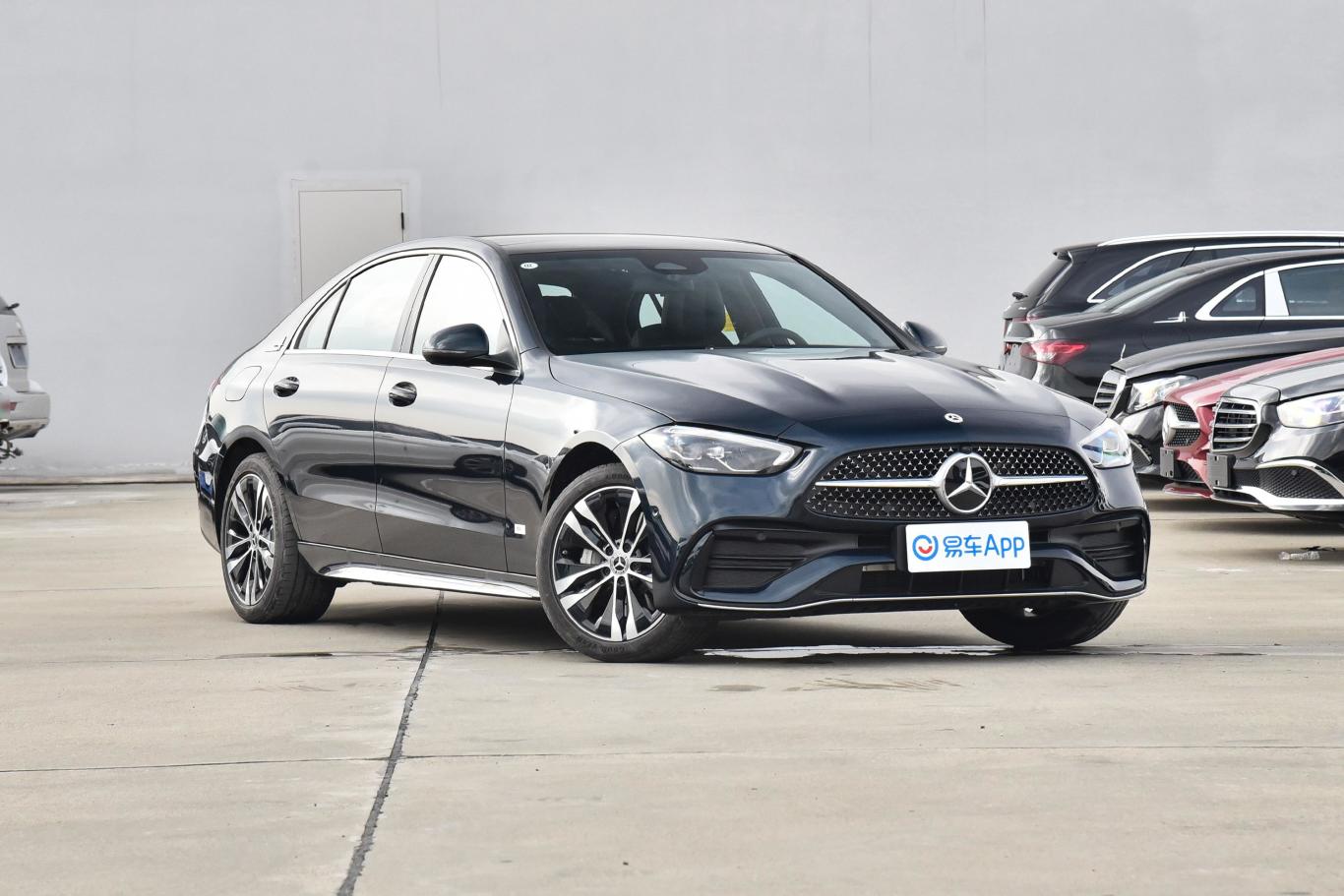 【奔驰C级 插电混动C 350 e L侧前45度车头向右水平图片-汽车图片大全】-易车