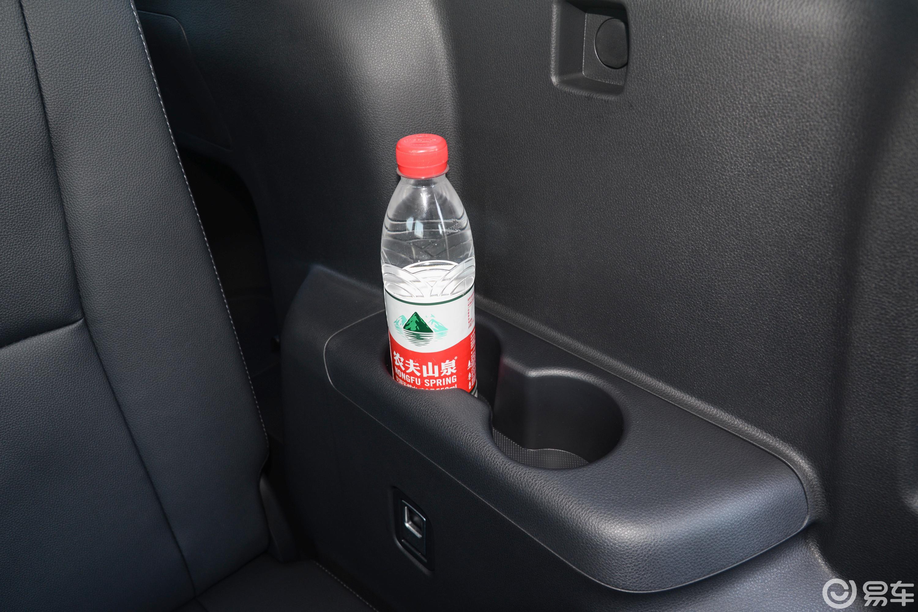 【汉兰达380T 四驱豪华版 7座后排空间图片-汽车图片大全】-易车