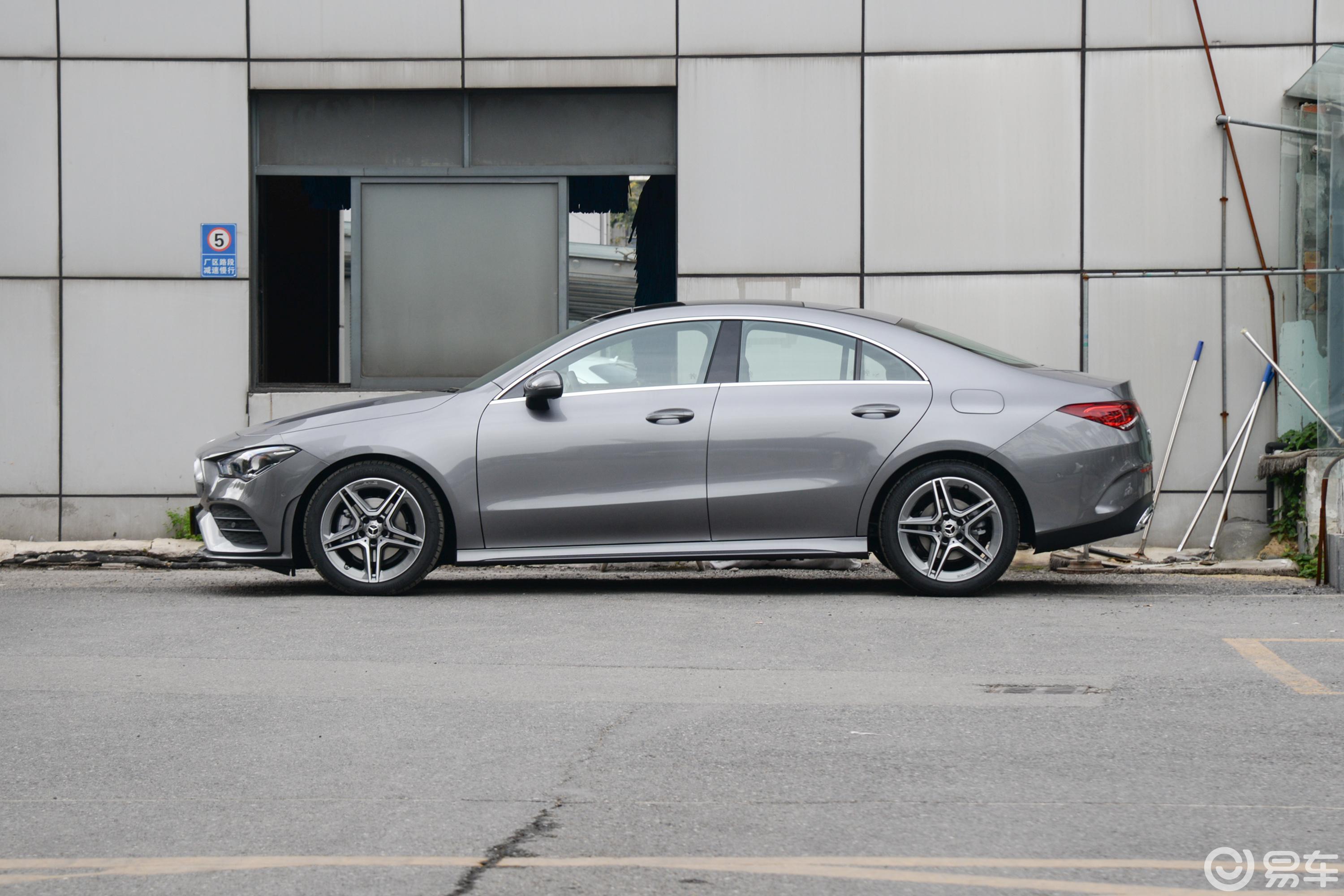 【奔驰CLA级CLA 200正侧车头向左水平图片-汽车图片大全】-易车