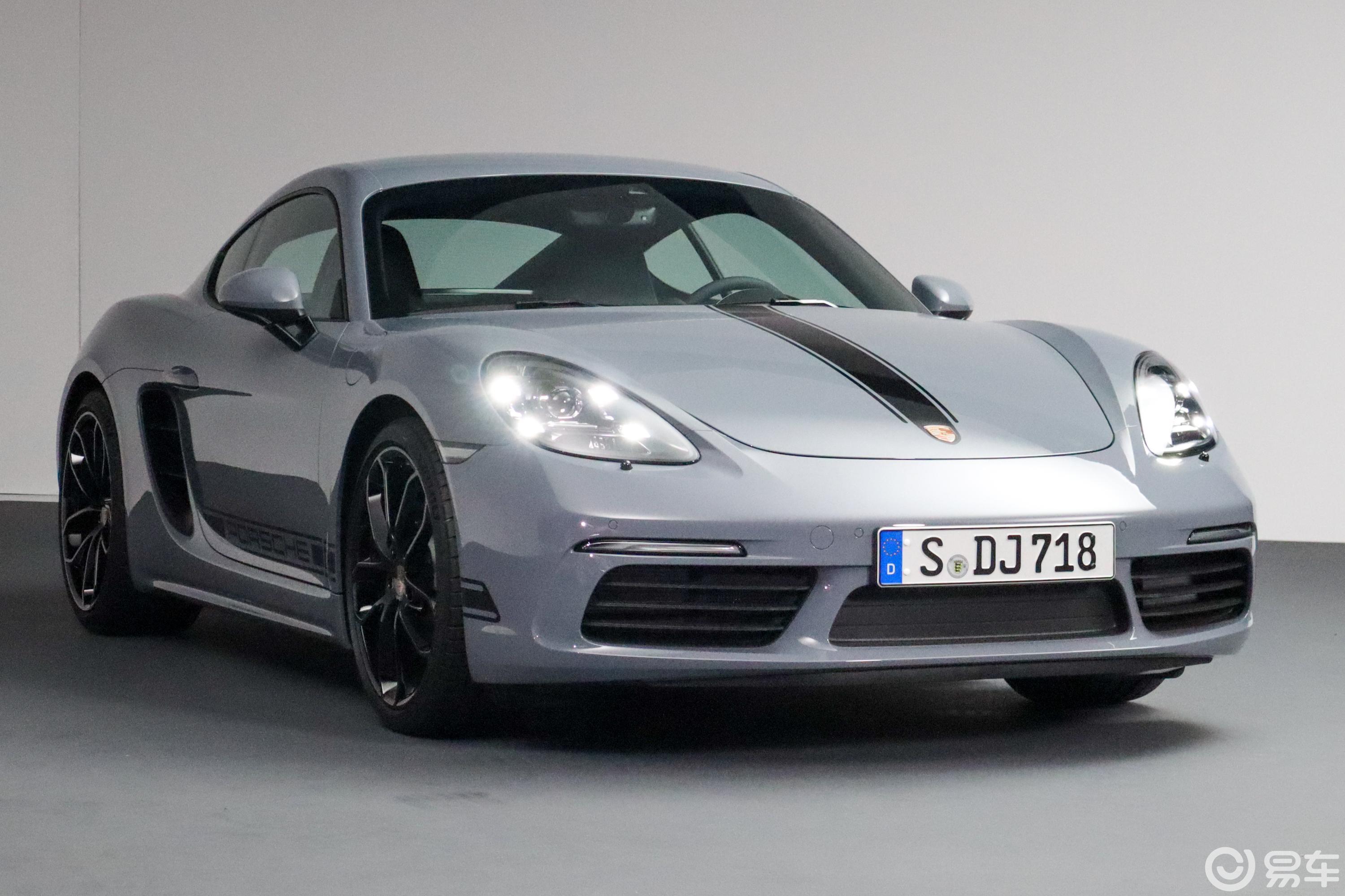 【保时捷718Cayman Style Edition 2.0T侧前45度车头向右水平图片-汽车图片大全】-易车