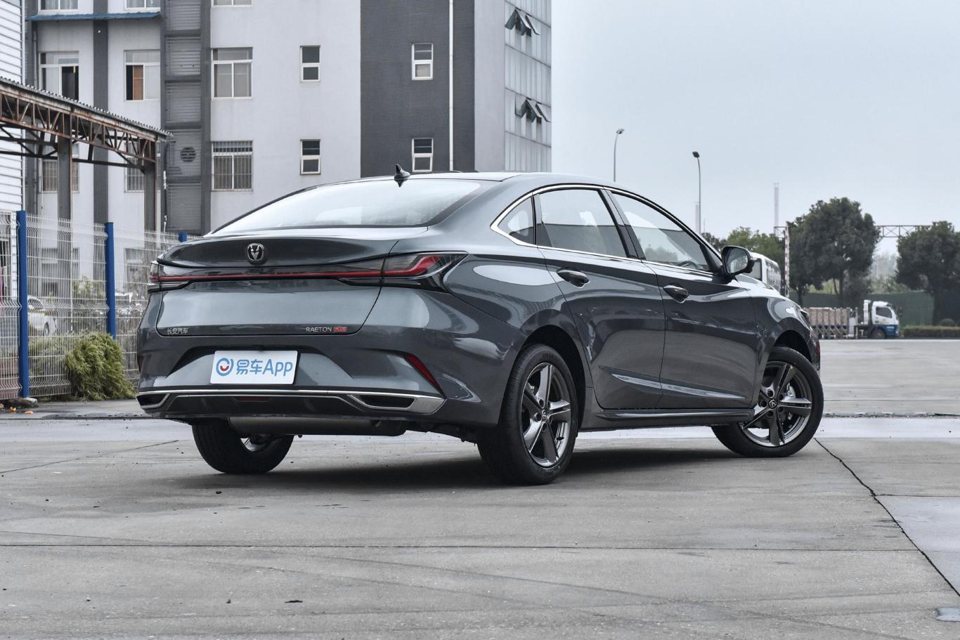 【锐程PLUS1.5T 尊贵型侧后45度车头向右水平图片-汽车图片大全】-易车