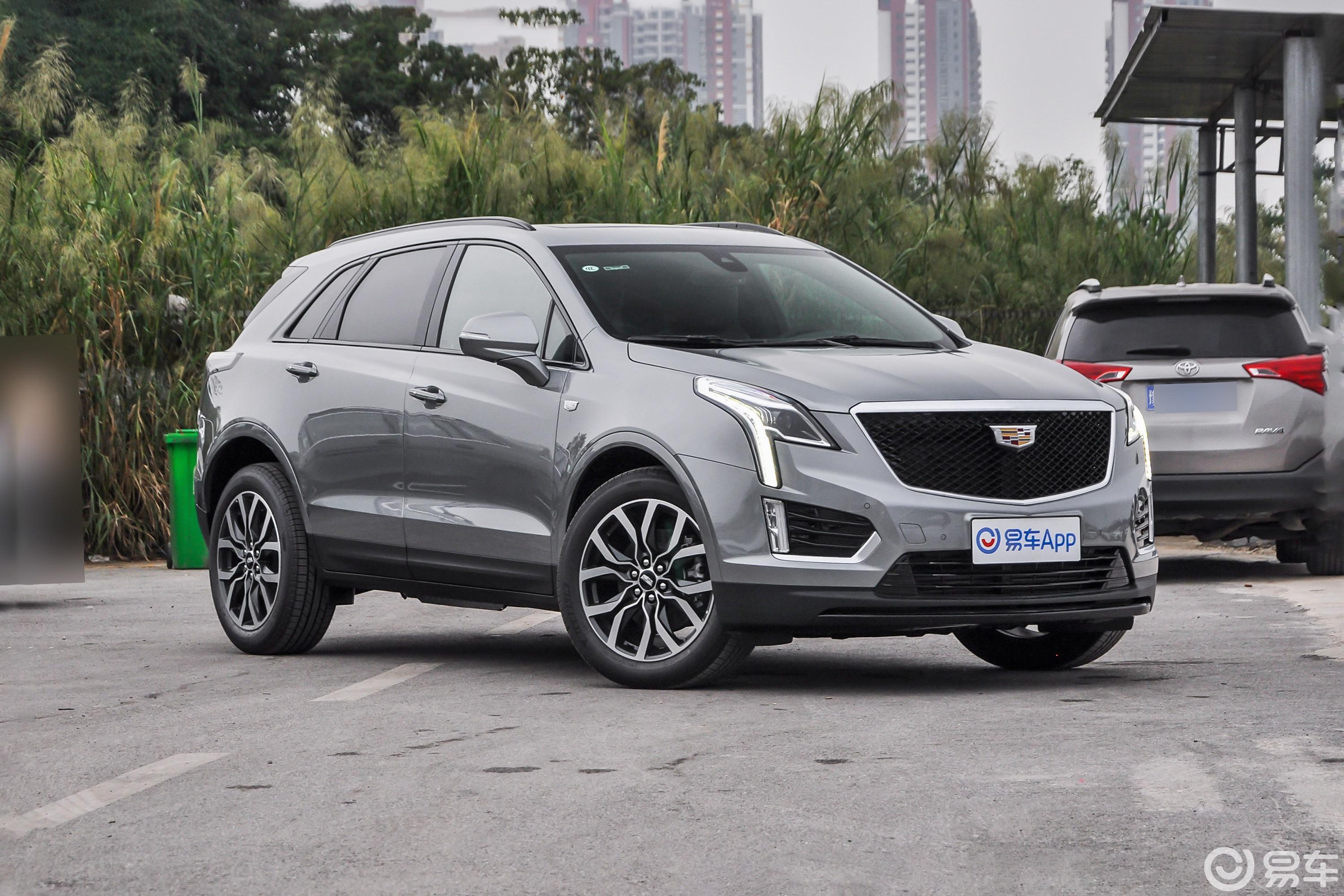 【凯迪拉克XT5轻混 2.0T 四驱豪华型蜂鸟版侧前45度车头向右水平图片-汽车图片大全】-易车
