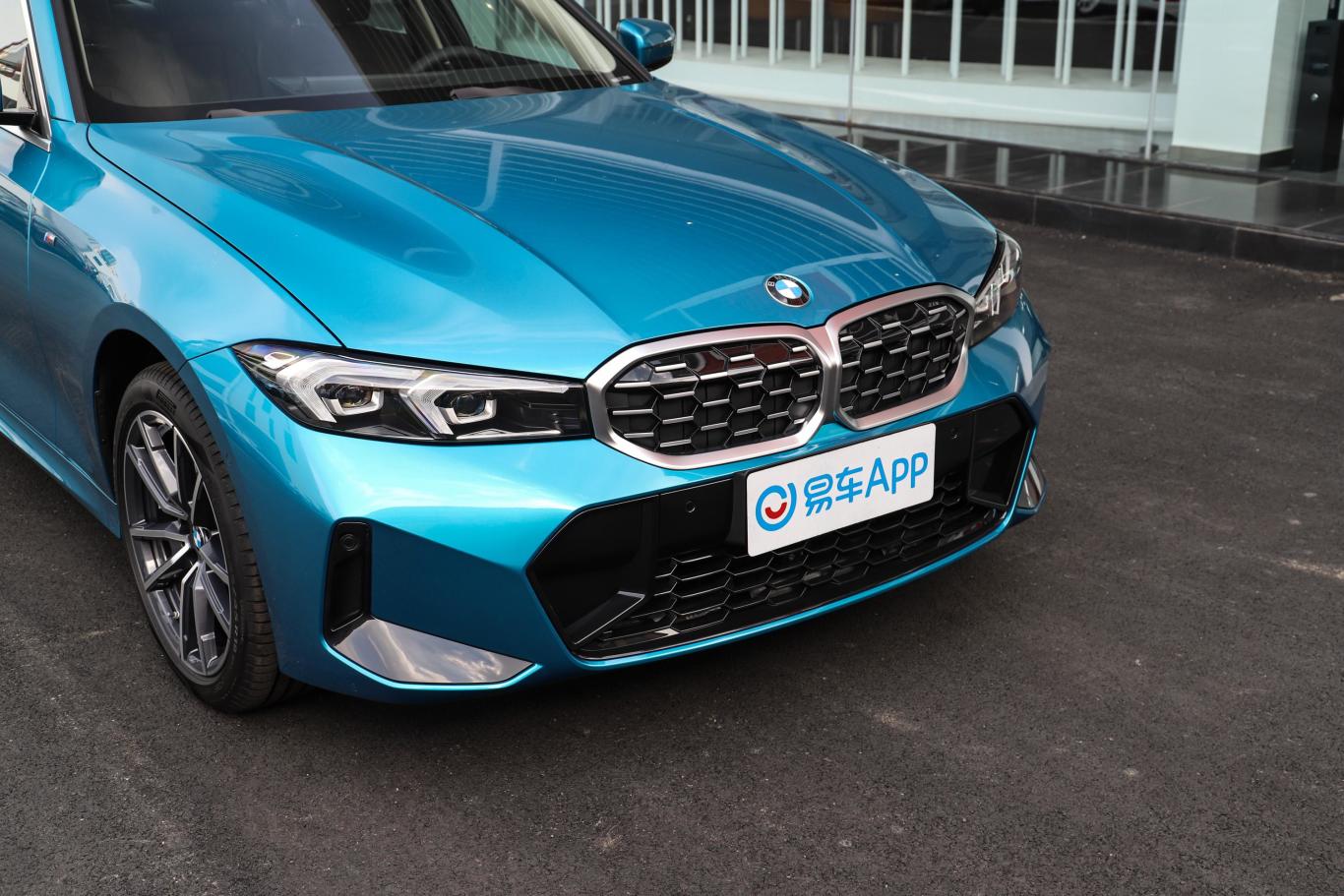 【宝马3系325Li xDrive M运动套装前格栅侧俯拍图片-汽车图片大全】-易车