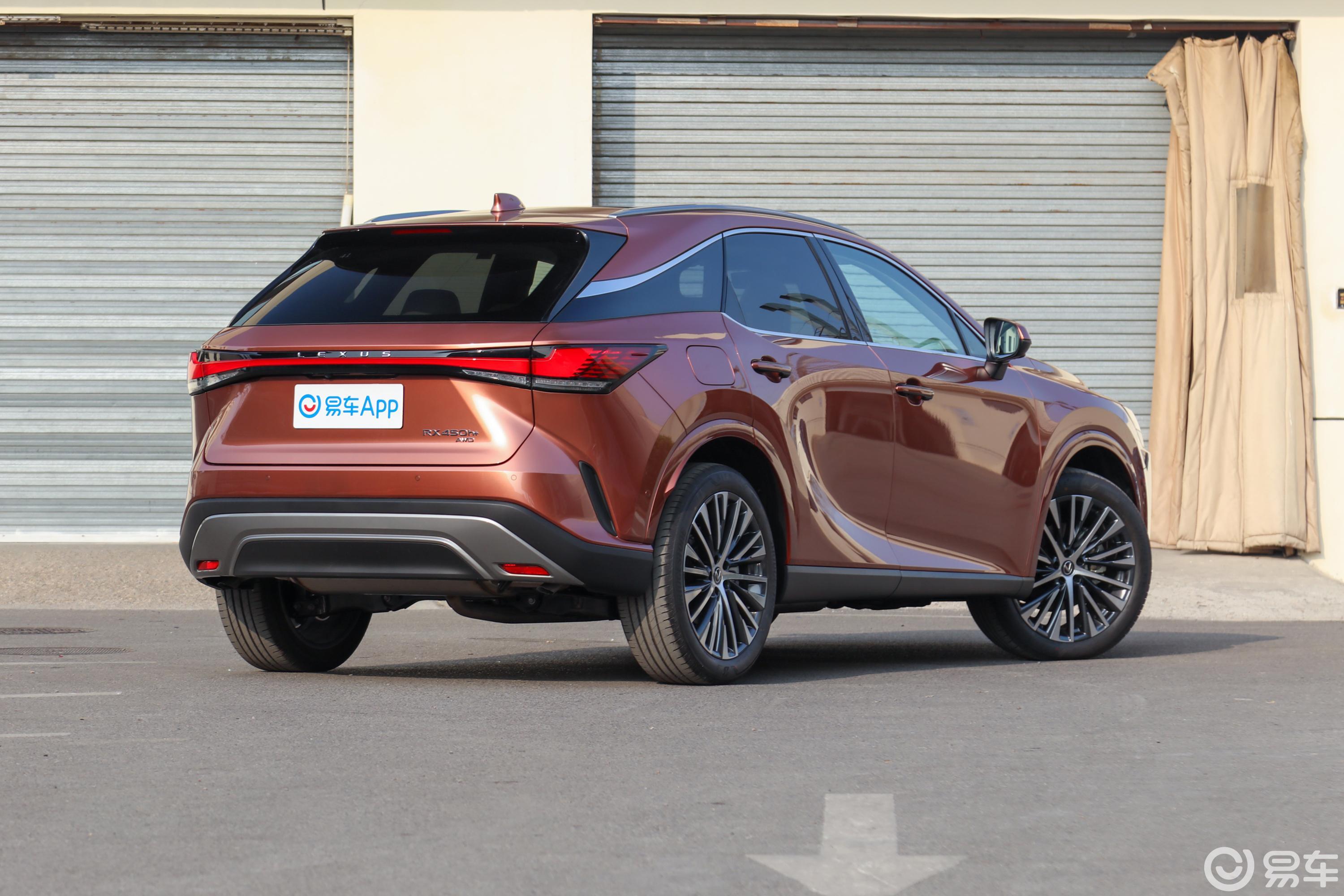 【雷克萨斯RX 插电混动450h+ 畅享版侧后45度车头向右水平图片-汽车图片大全】-易车