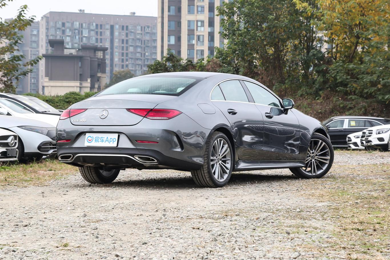 【奔驰CLSCLS 300 动感型侧后45度车头向右水平图片-汽车图片大全】-易车