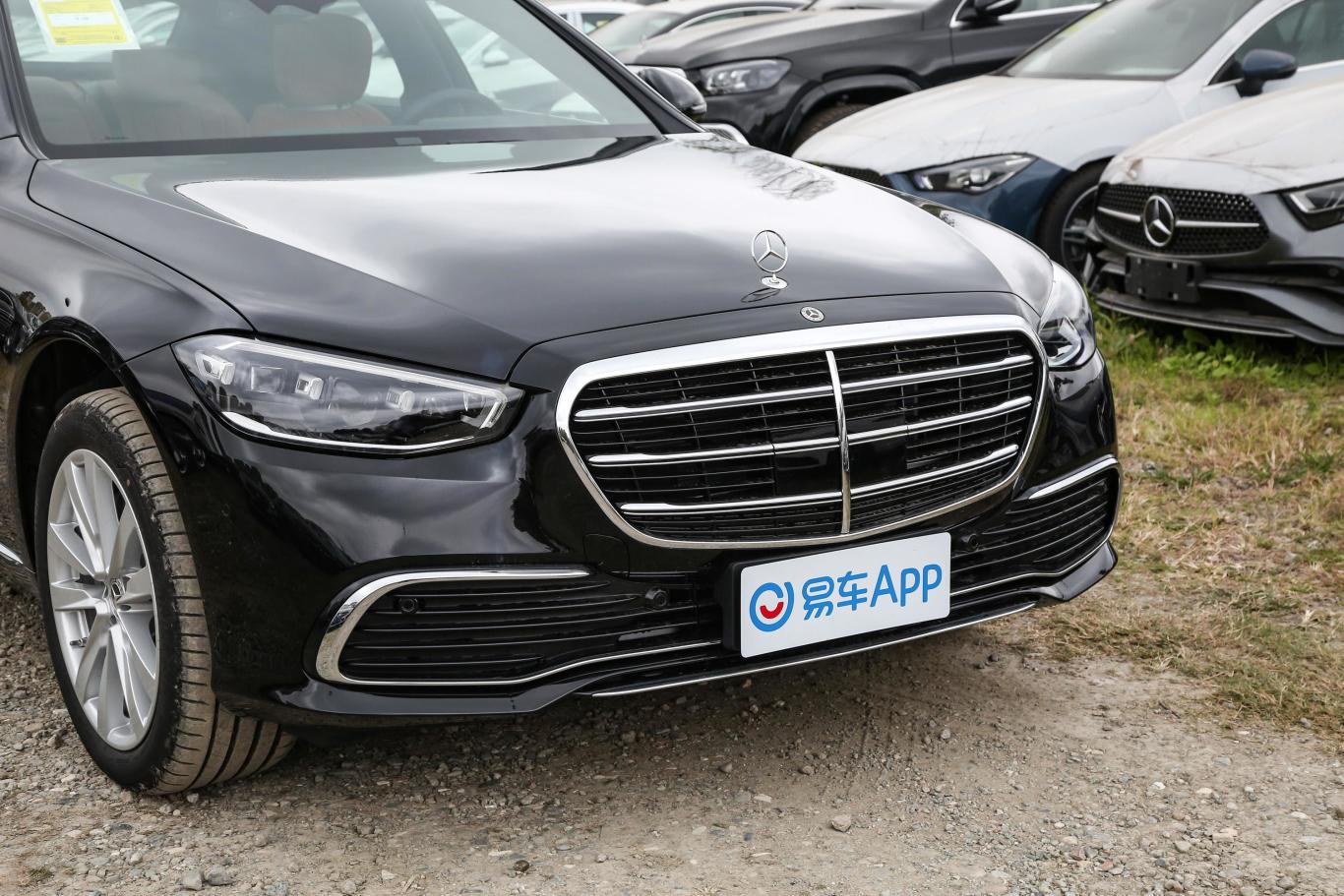 【奔驰S级S 400 L 商务型前格栅侧俯拍图片-汽车图片大全】-易车
