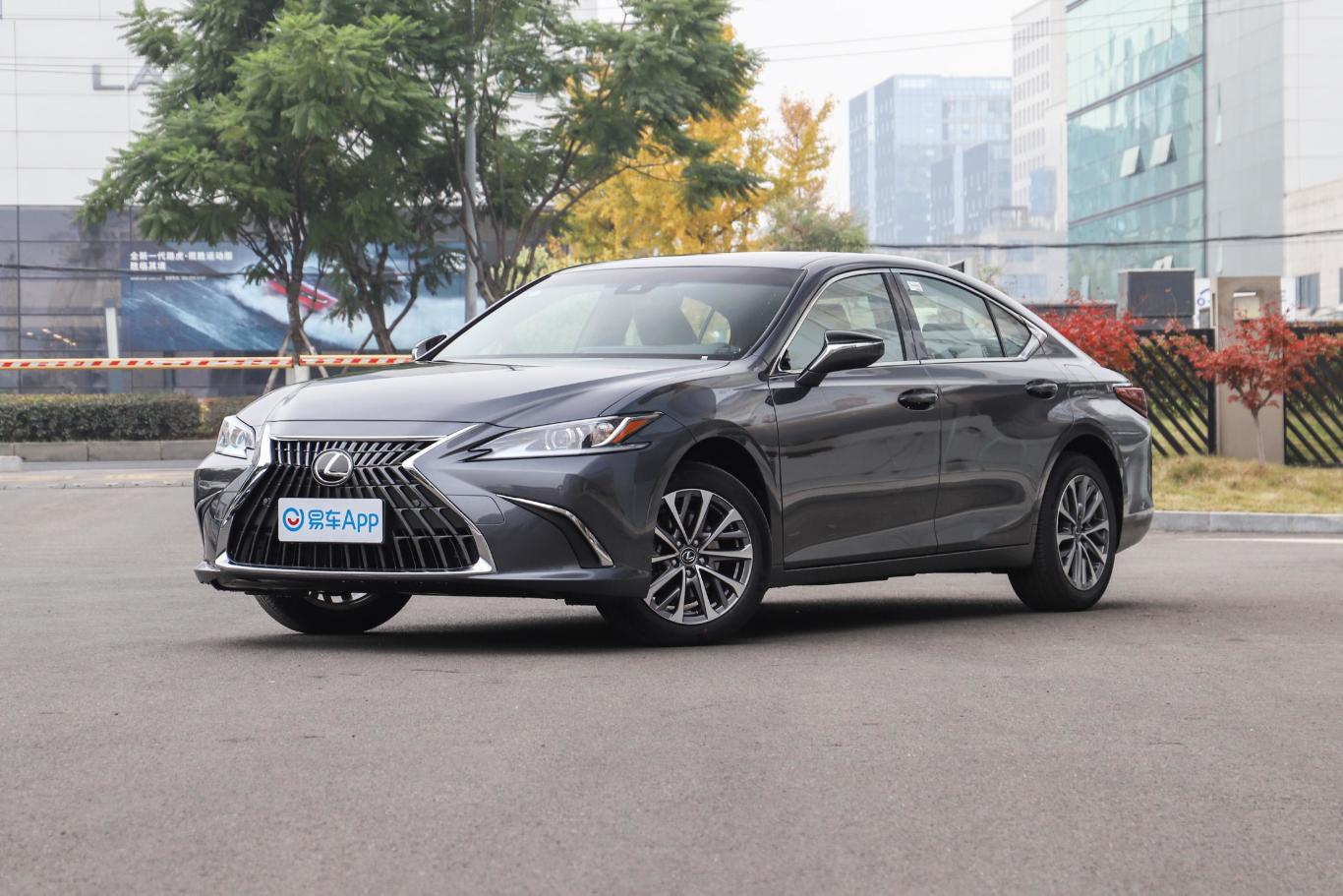 【雷克萨斯ES260 卓越版侧前45度车头向左水平图片-汽车图片大全】-易车