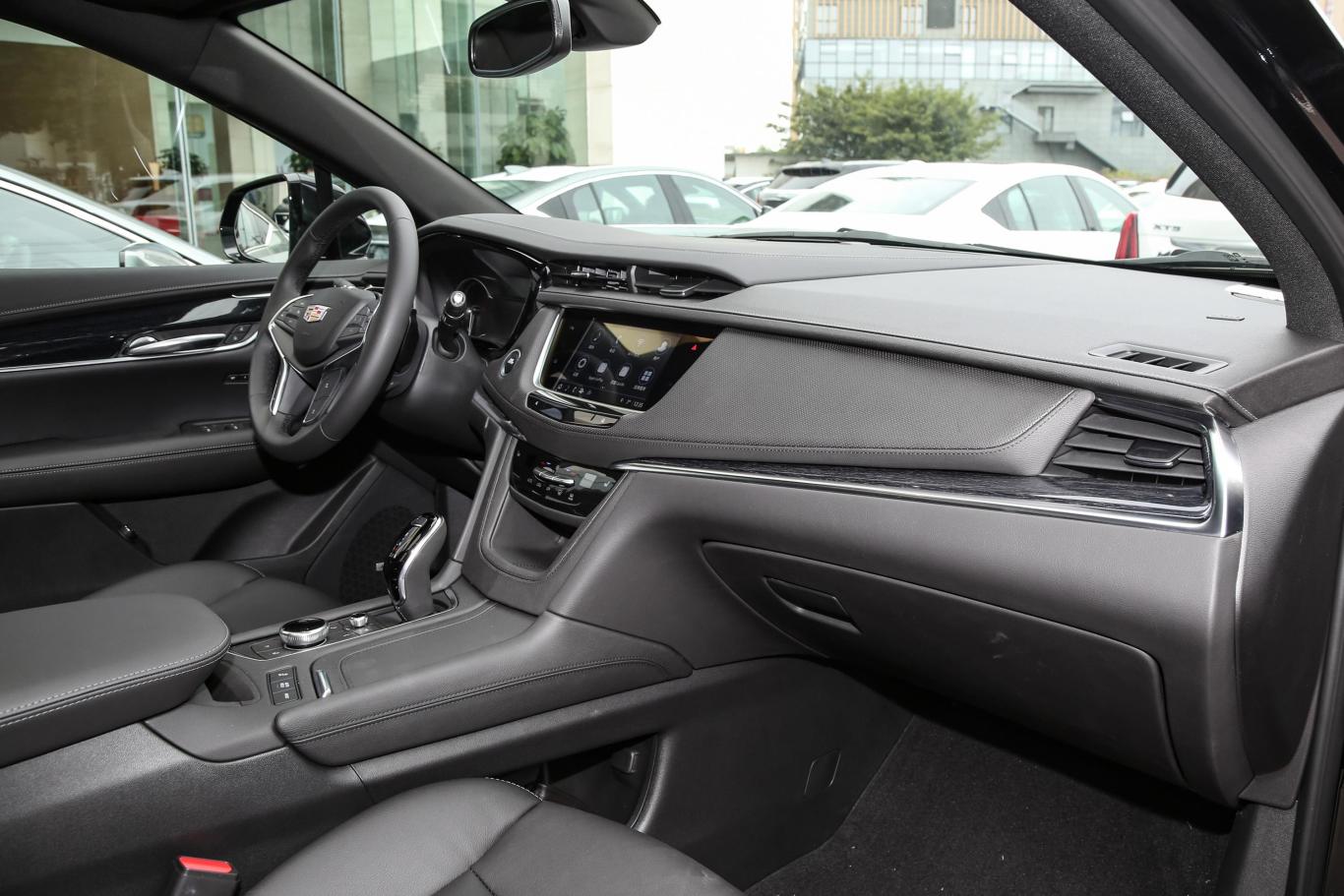 【凯迪拉克XT5轻混 2.0T 两驱风尚型内饰全景副驾方向图片-汽车图片大全】-易车