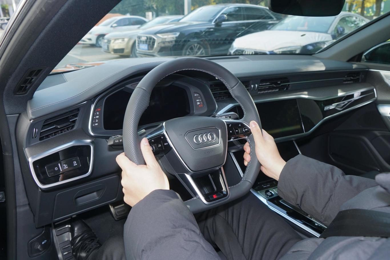 【奥迪A755 TFSI quattro 尊享型主驾驶位图片-汽车图片大全】-易车