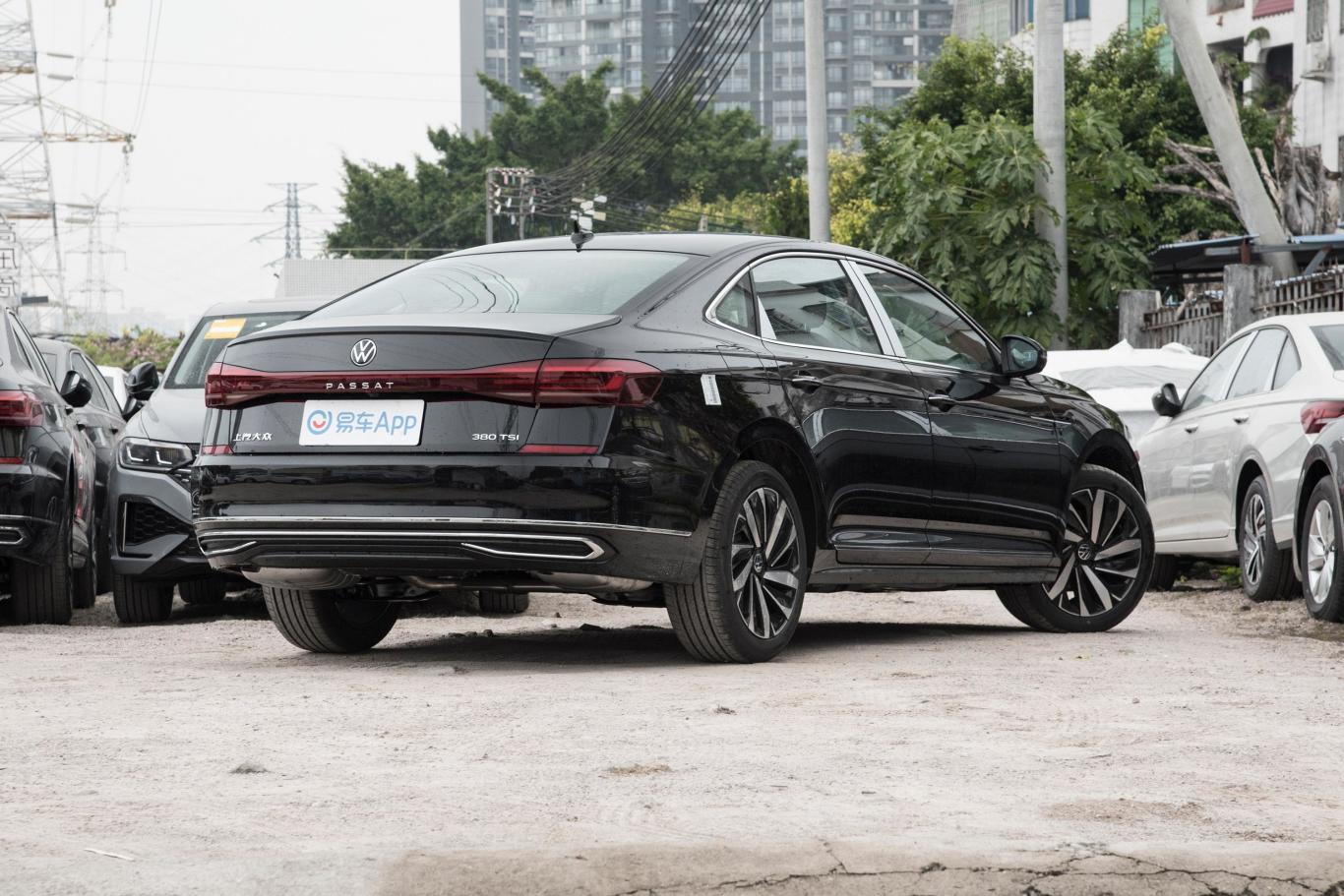 【帕萨特380TSI 豪华版侧后45度车头向右水平图片-汽车图片大全】-易车